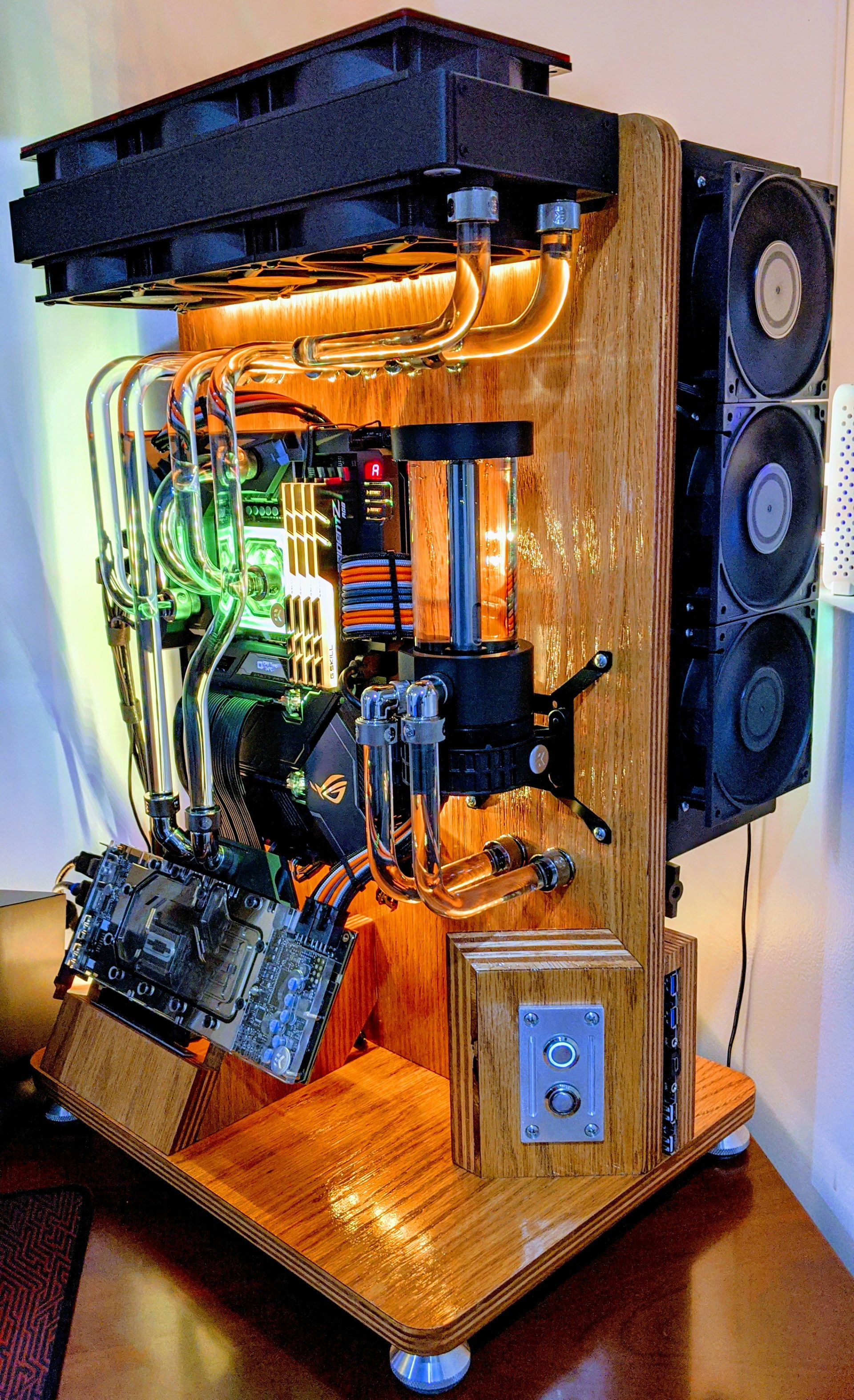 Oak Pillar - Custom Built Case » builds.gg