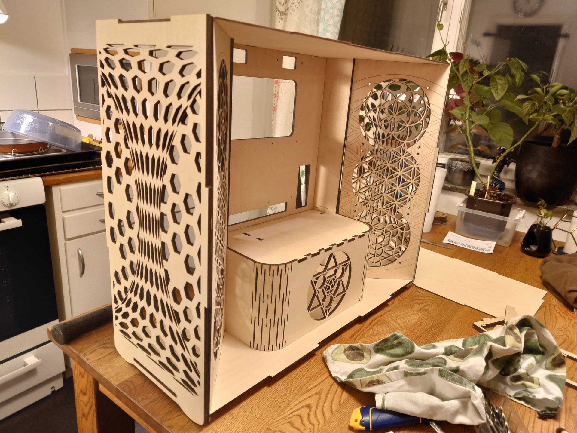 Laser cut Torus case scratch build » builds.gg