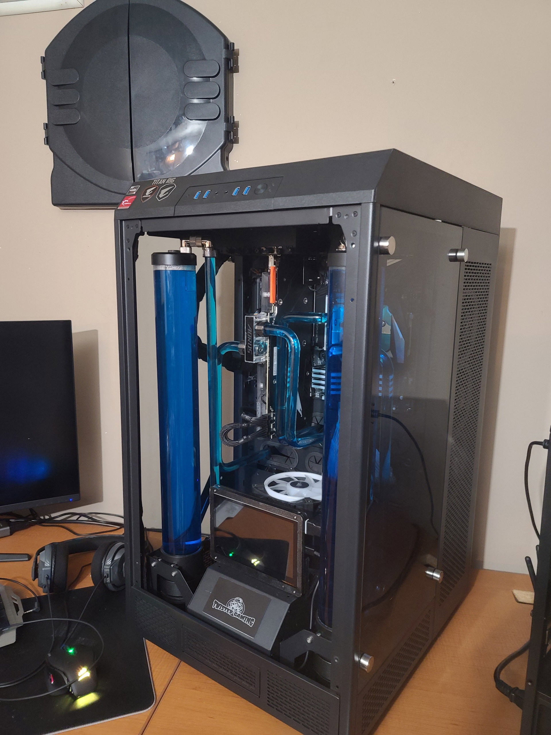 The Tower 900 » builds.gg