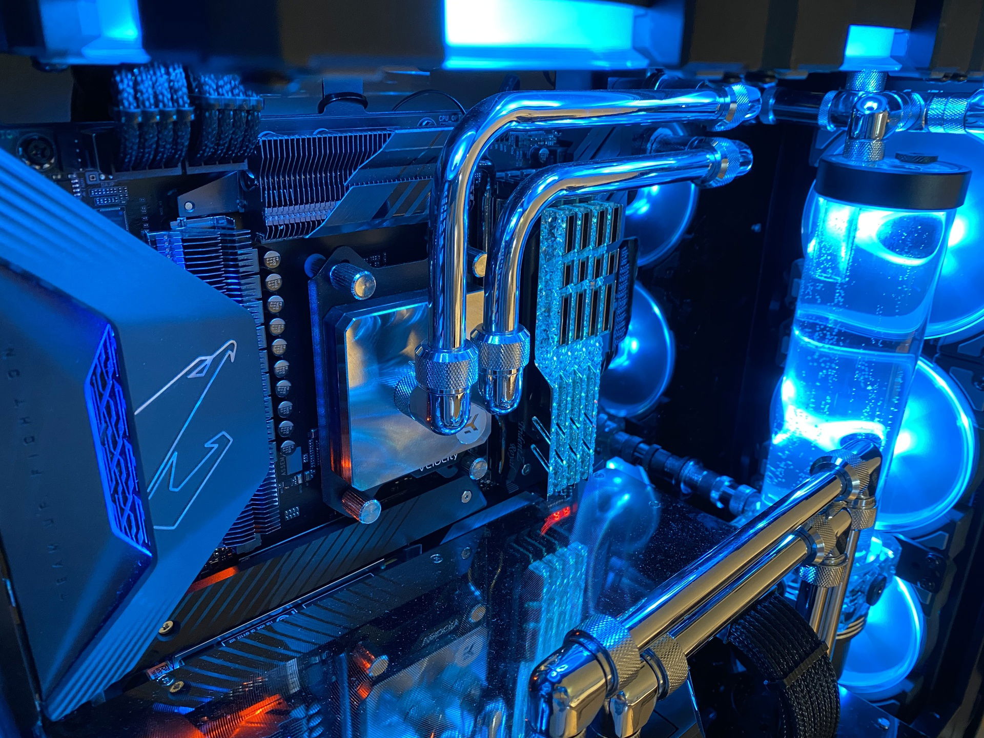 InWin 925 - First Watercooling project » builds.gg