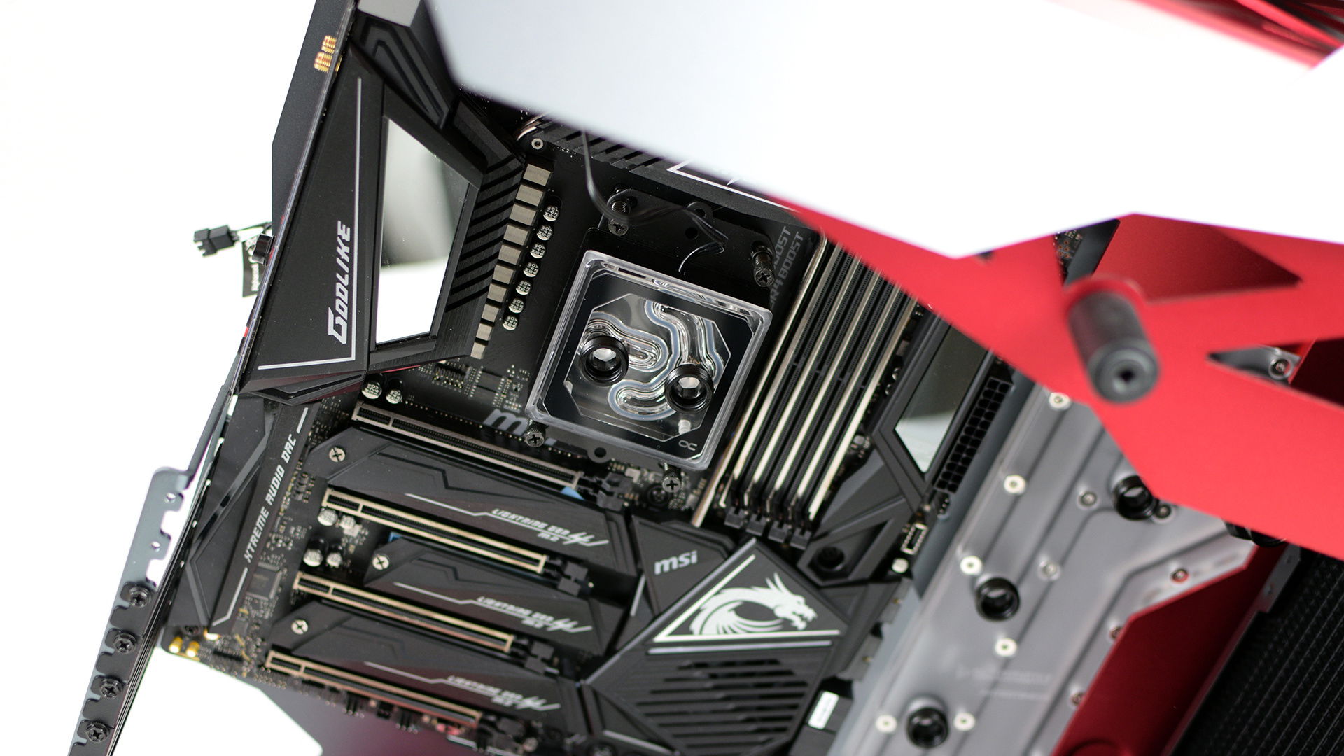 Special Edition Antec Torque Red Waterway » builds.gg