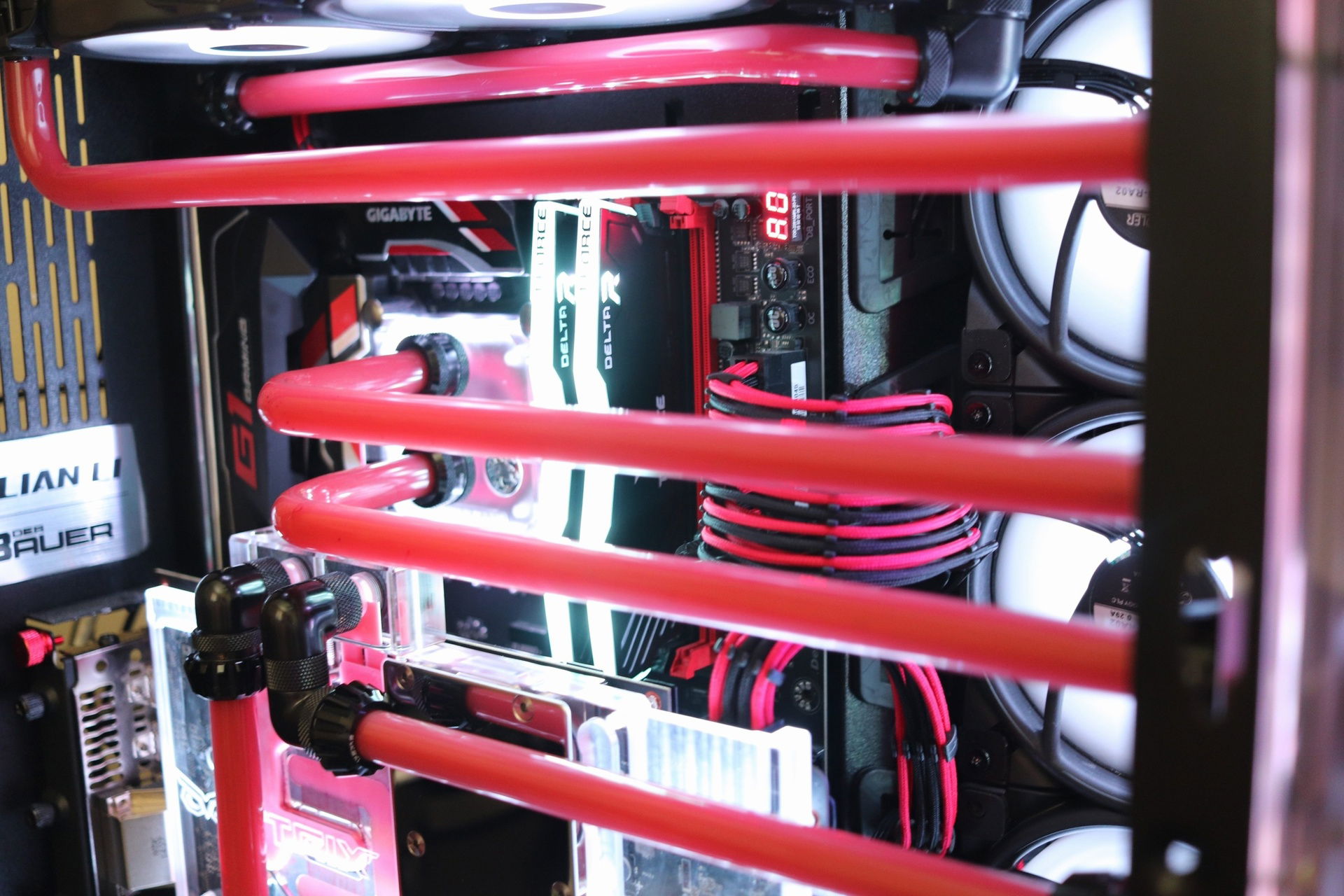 LianLi 011 Dynamic Custom Loop build » builds.gg