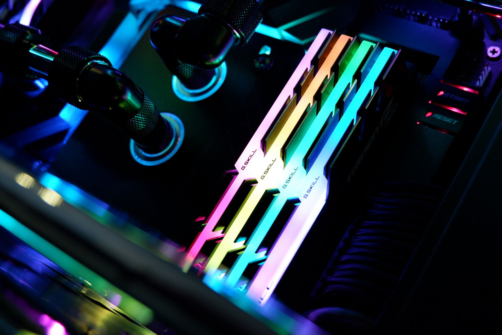 ROG Helios » builds.gg