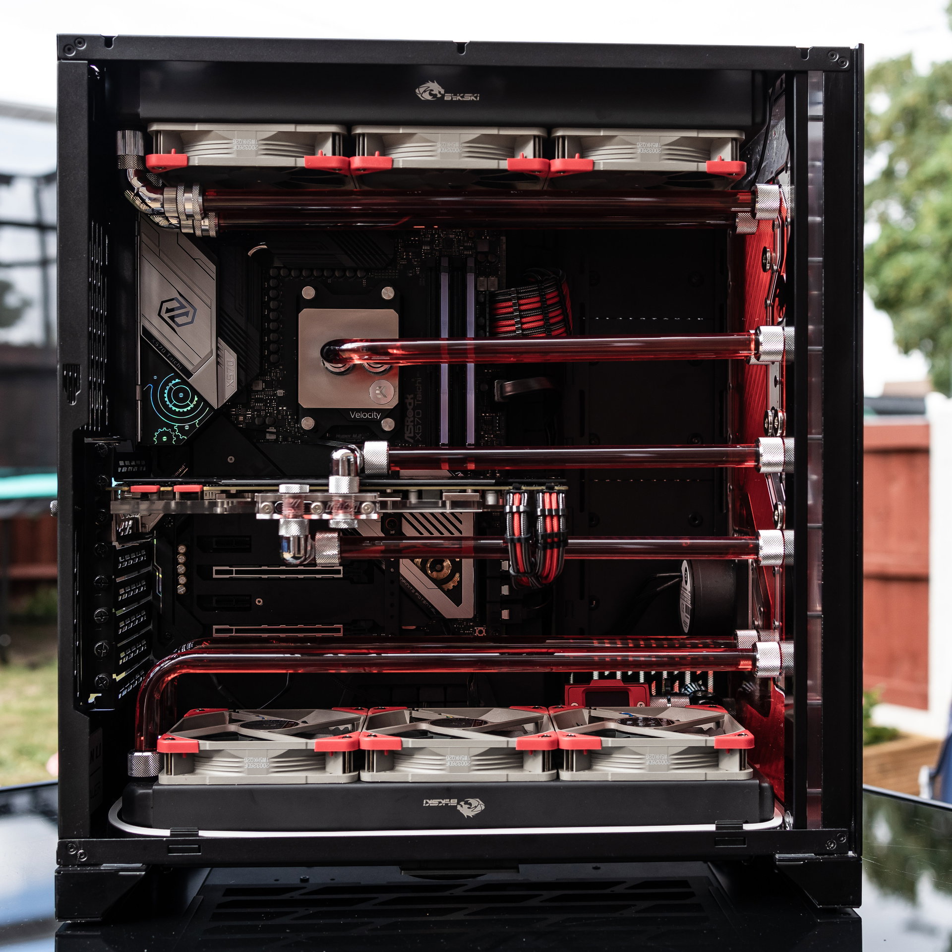 Blood Red XL » builds.gg