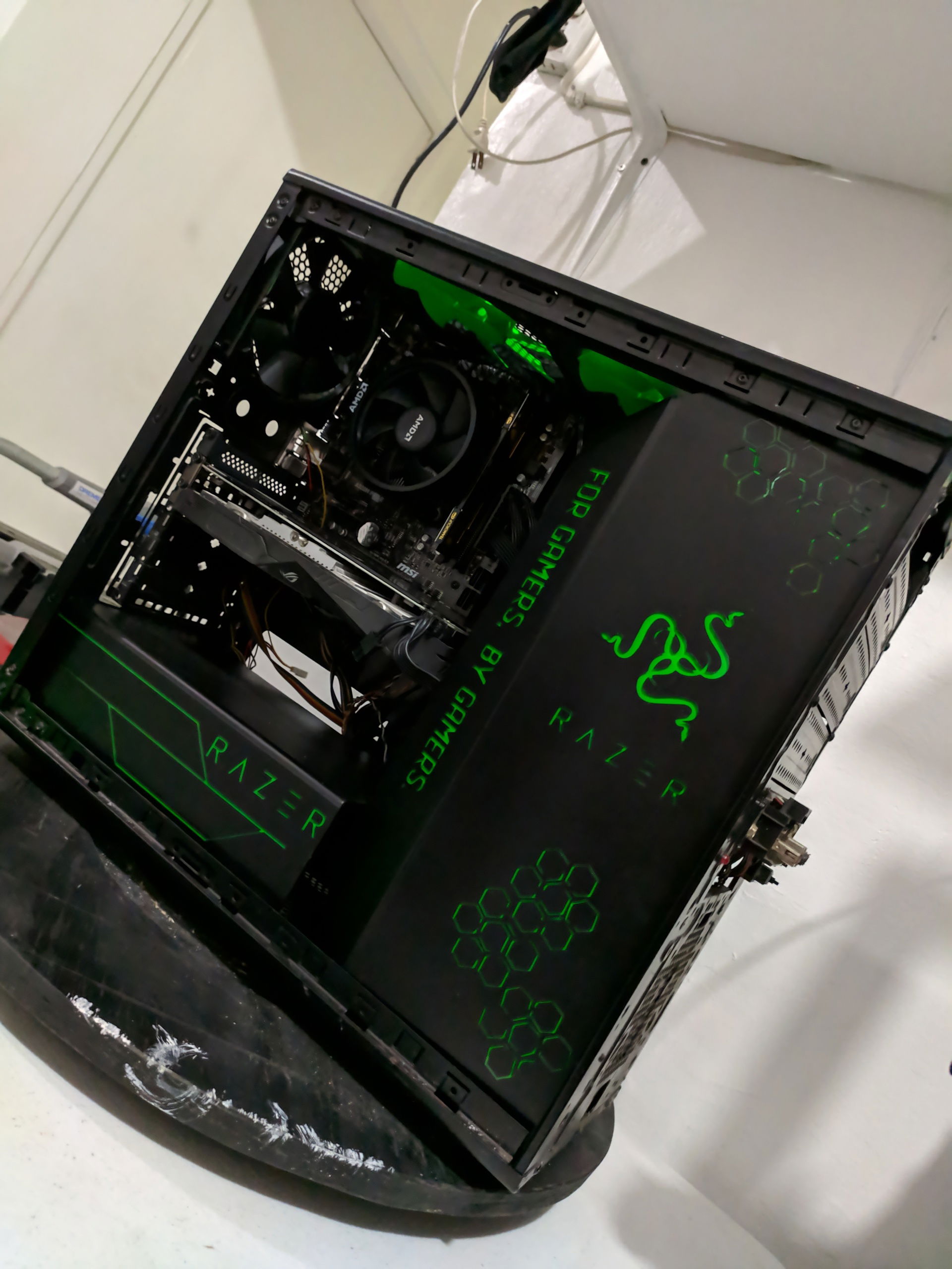 Razer Theme Budget build » builds.gg