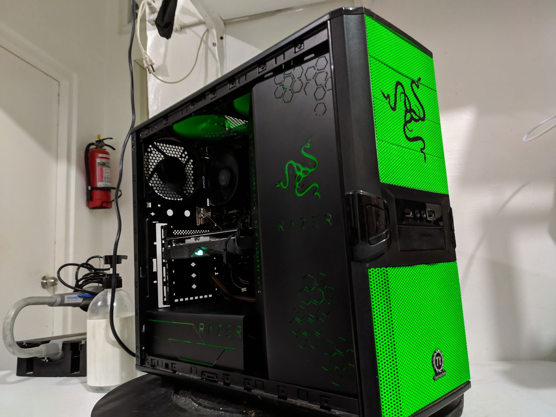 Razer Theme Budget build » builds.gg