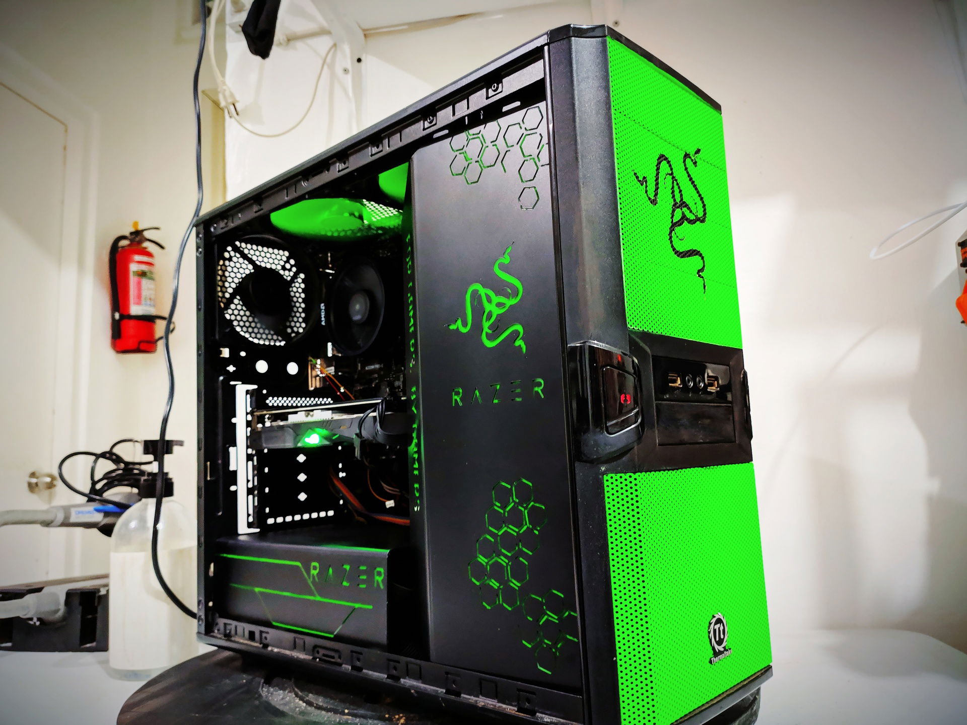 Razer Theme Budget build » builds.gg