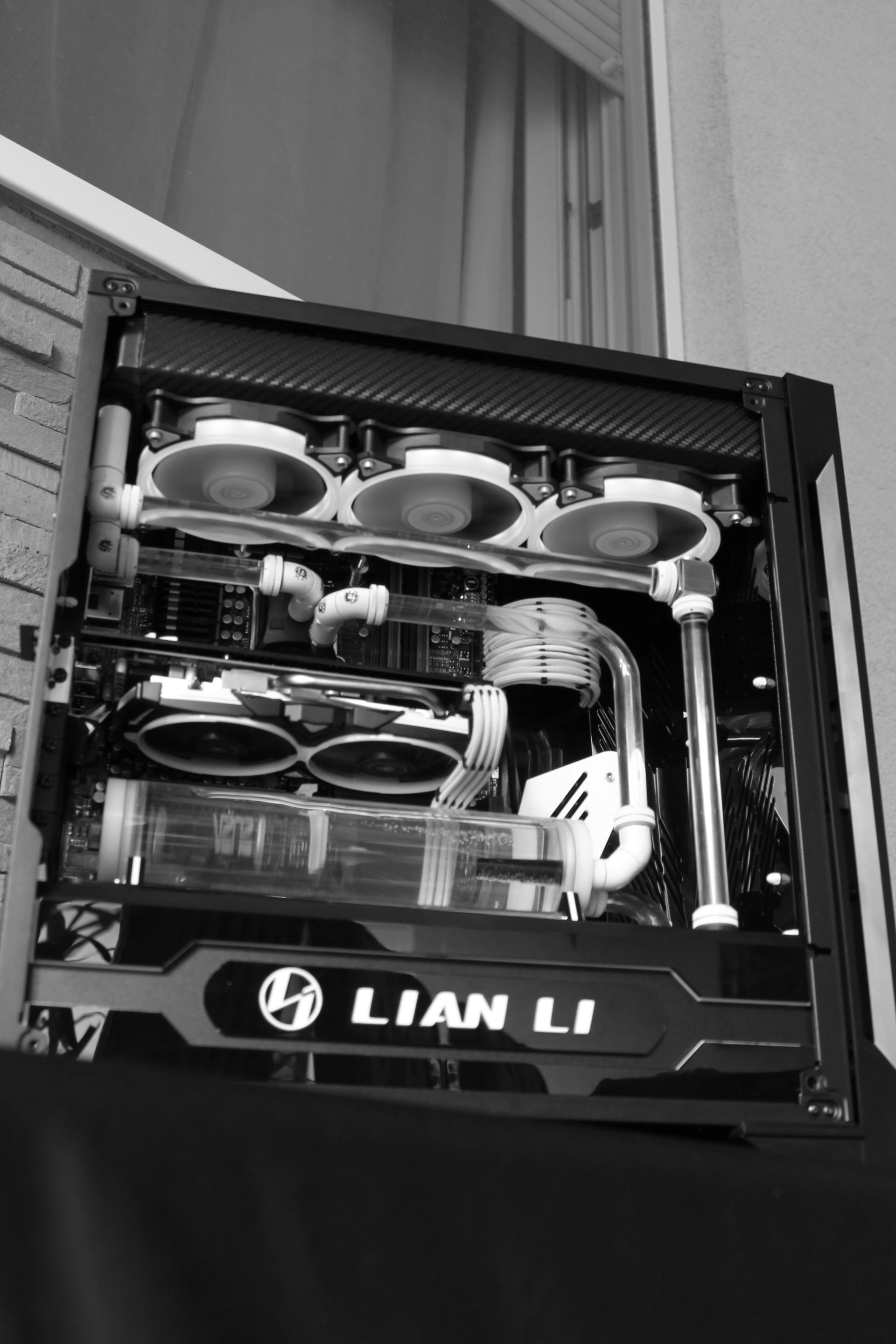Lian Li rebuild » builds.gg