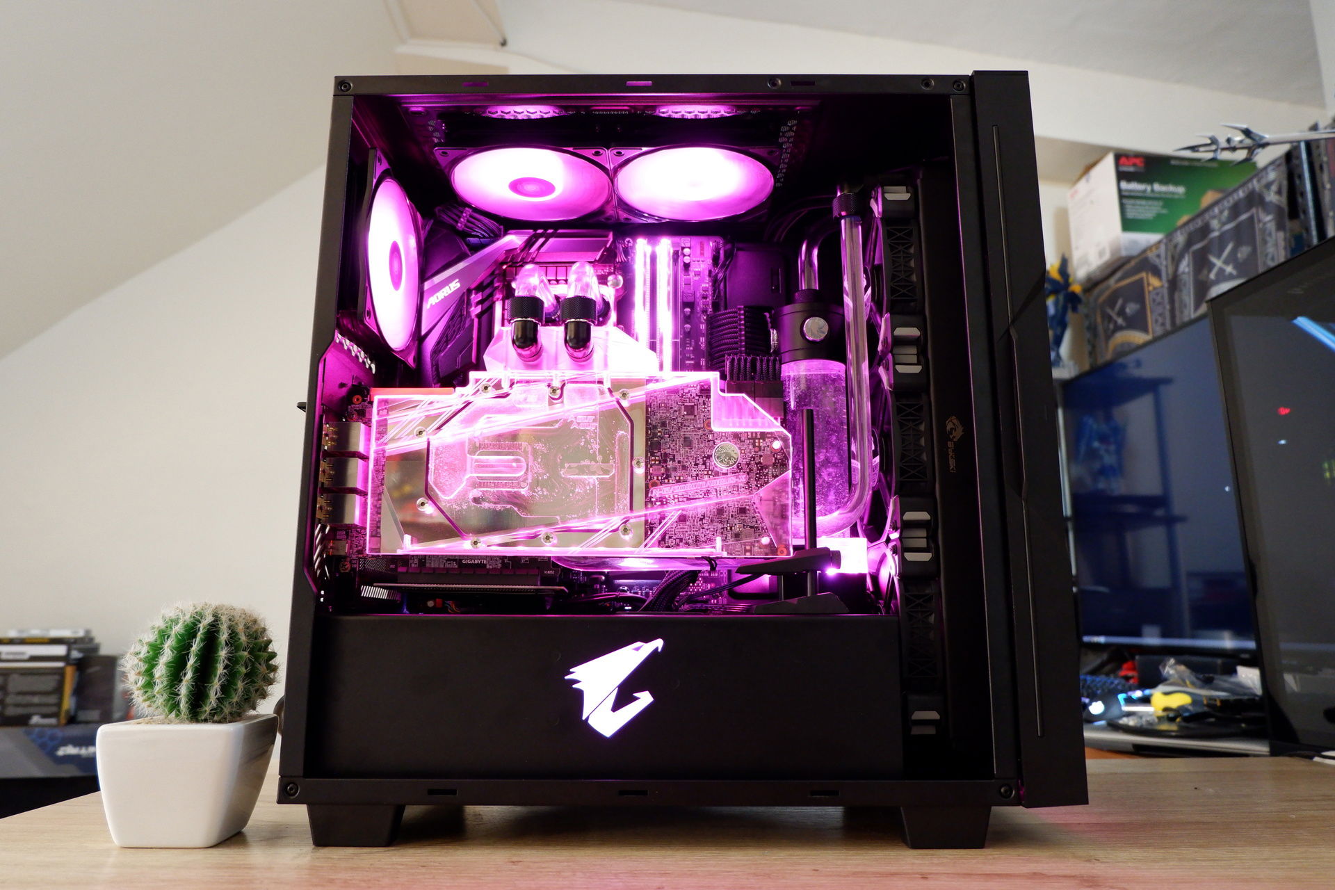 Pink Aorus » builds.gg