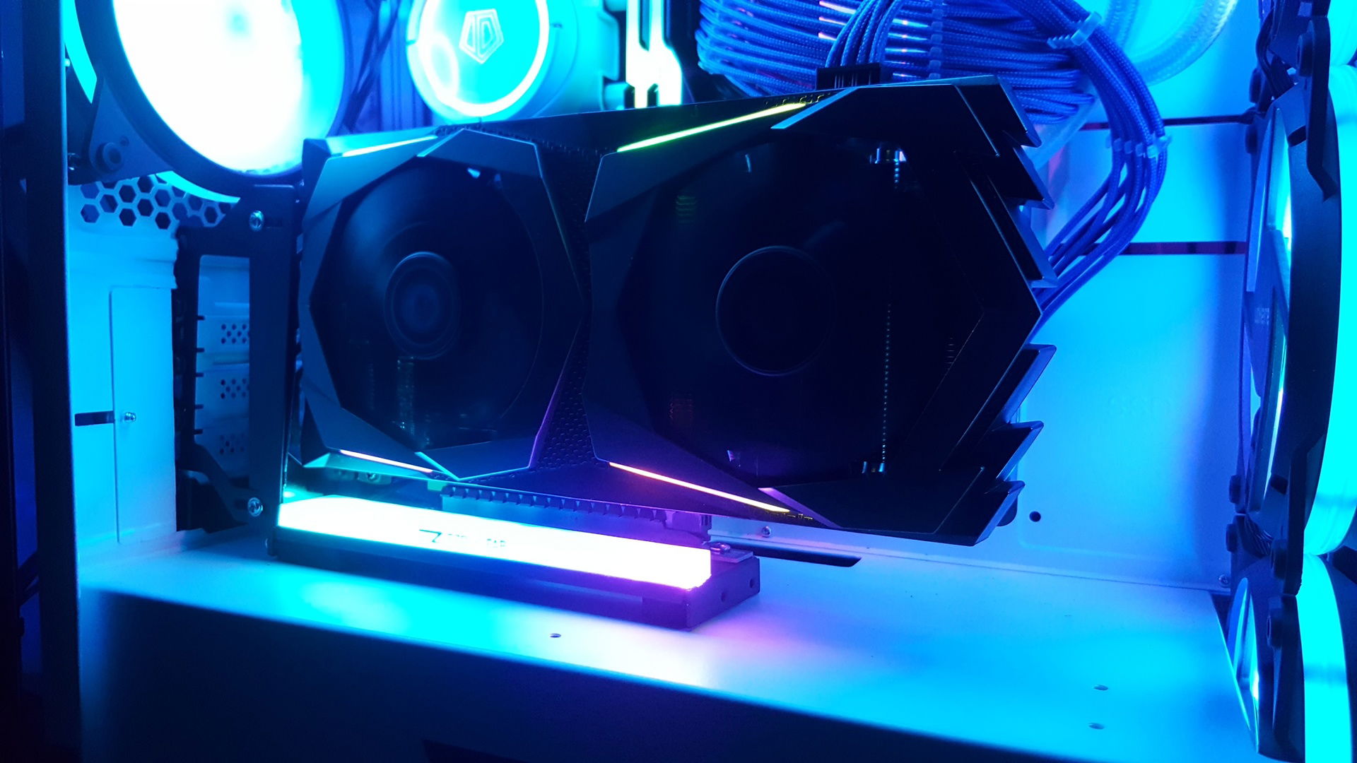 Vertical mount GPU in a darkFlash DLM21 Mesh mATX case » builds.gg