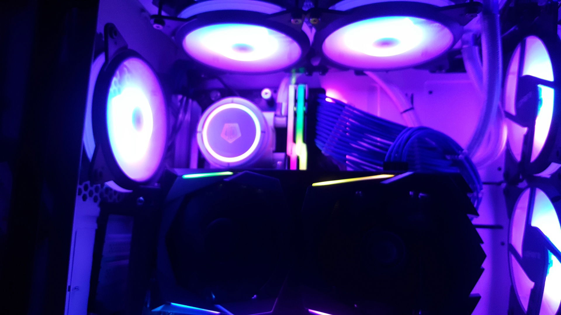 Vertical mount GPU in a darkFlash DLM21 Mesh mATX case » builds.gg