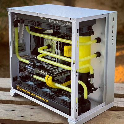 Tilia - a minimalistic open case » builds.gg