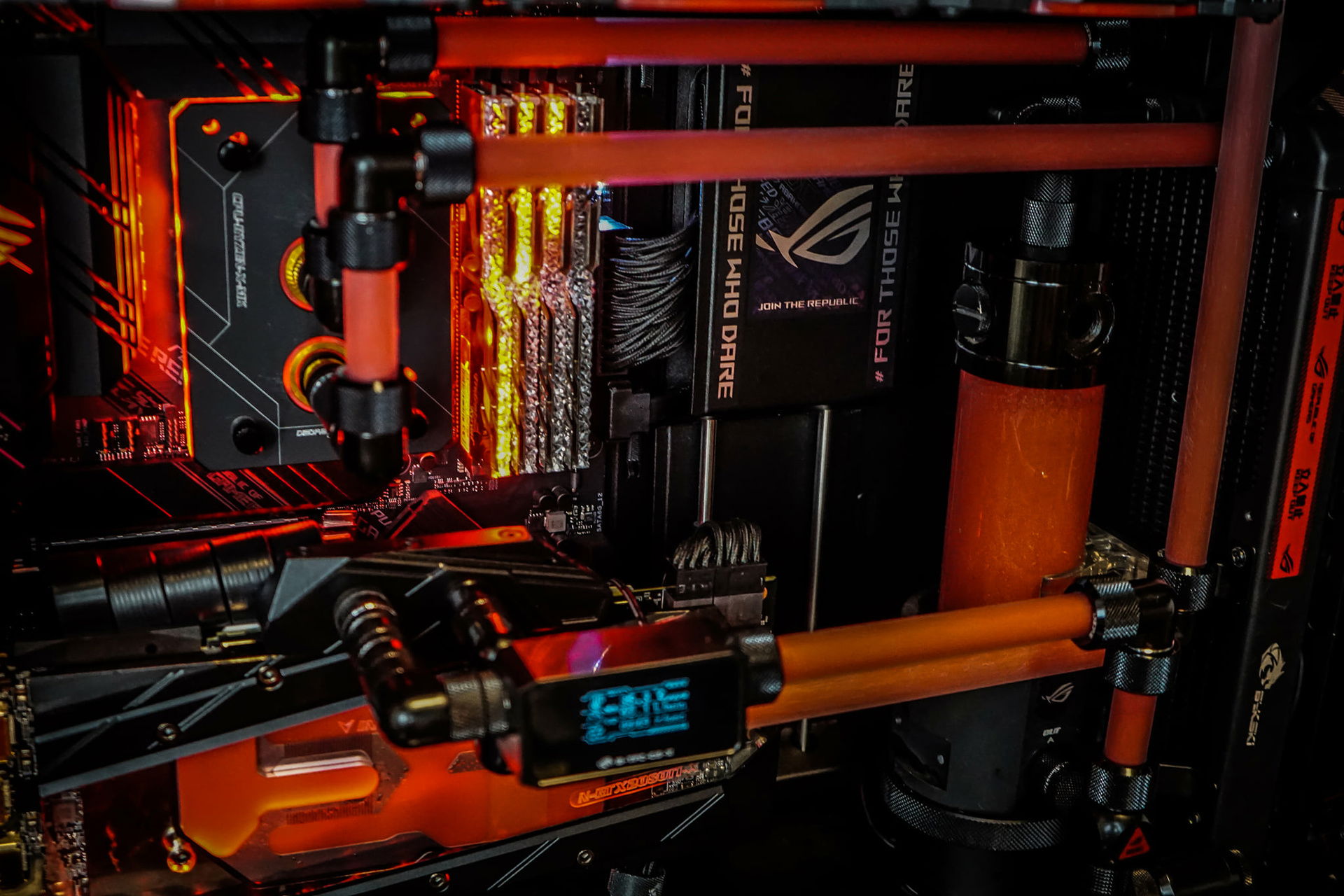 ROG Extreme » builds.gg