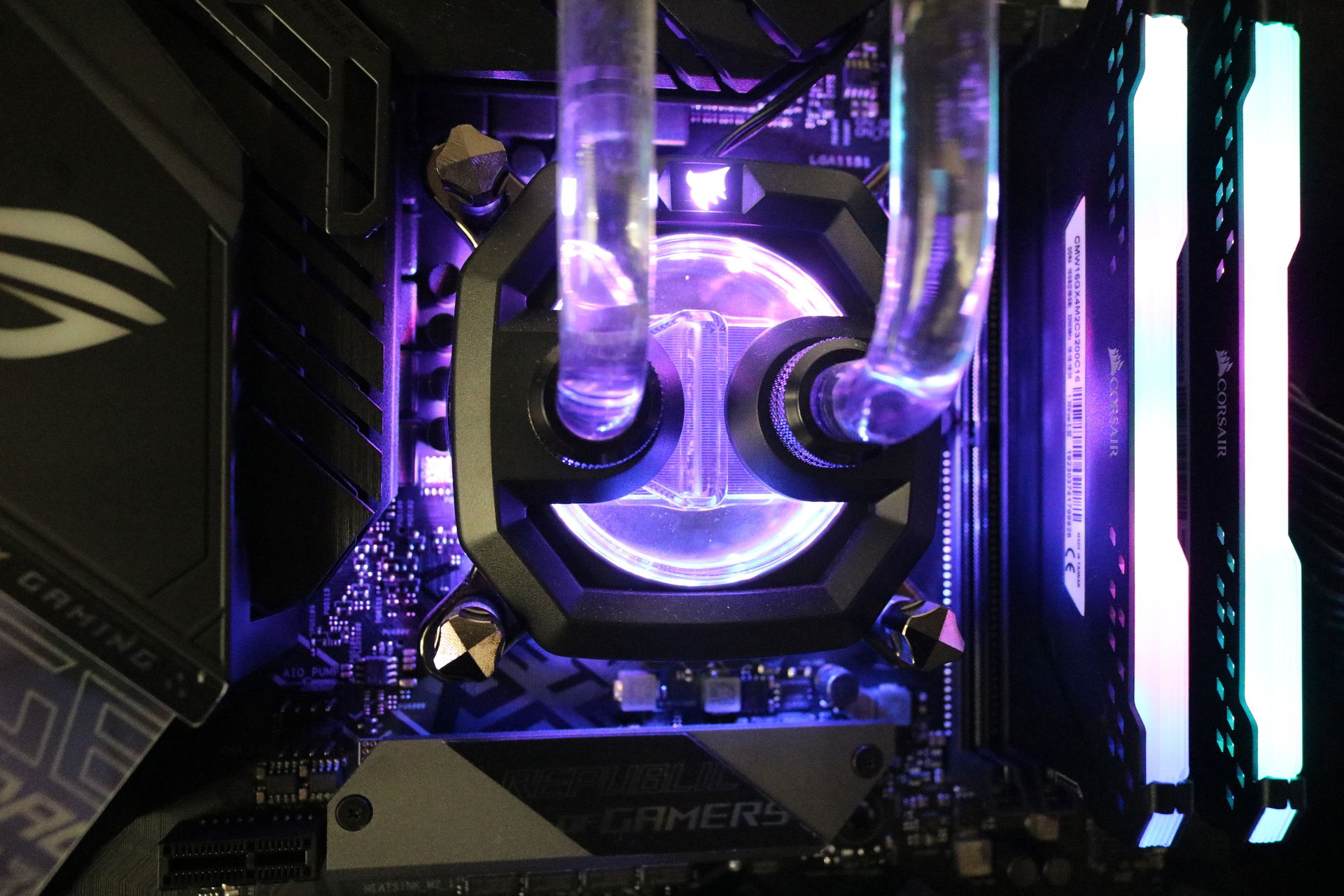 The ultimate open loop liquid cooled hand-crafted WallPC » builds.gg