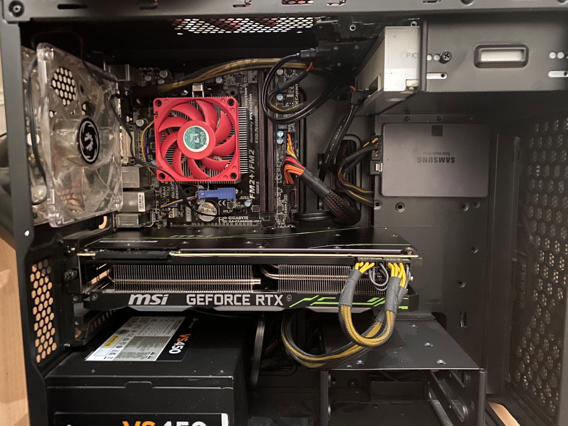 The Bottleneck Builds Gg