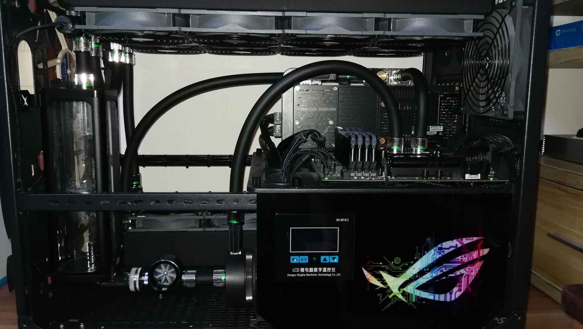 TT LEVEL 20 XT WATER COOLING » builds.gg