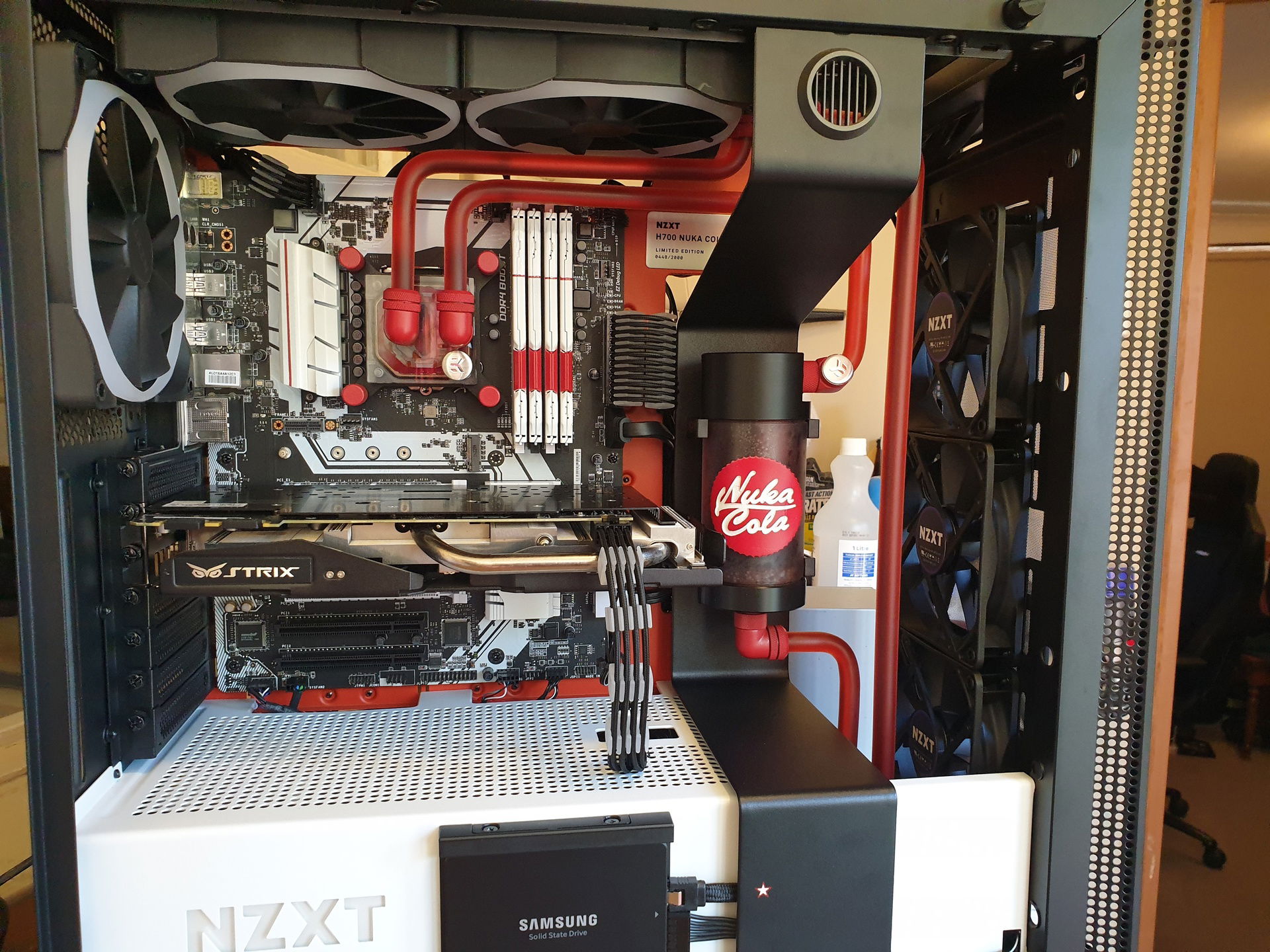 Fallout Nuka Cola - Xeon Server Build » builds.gg