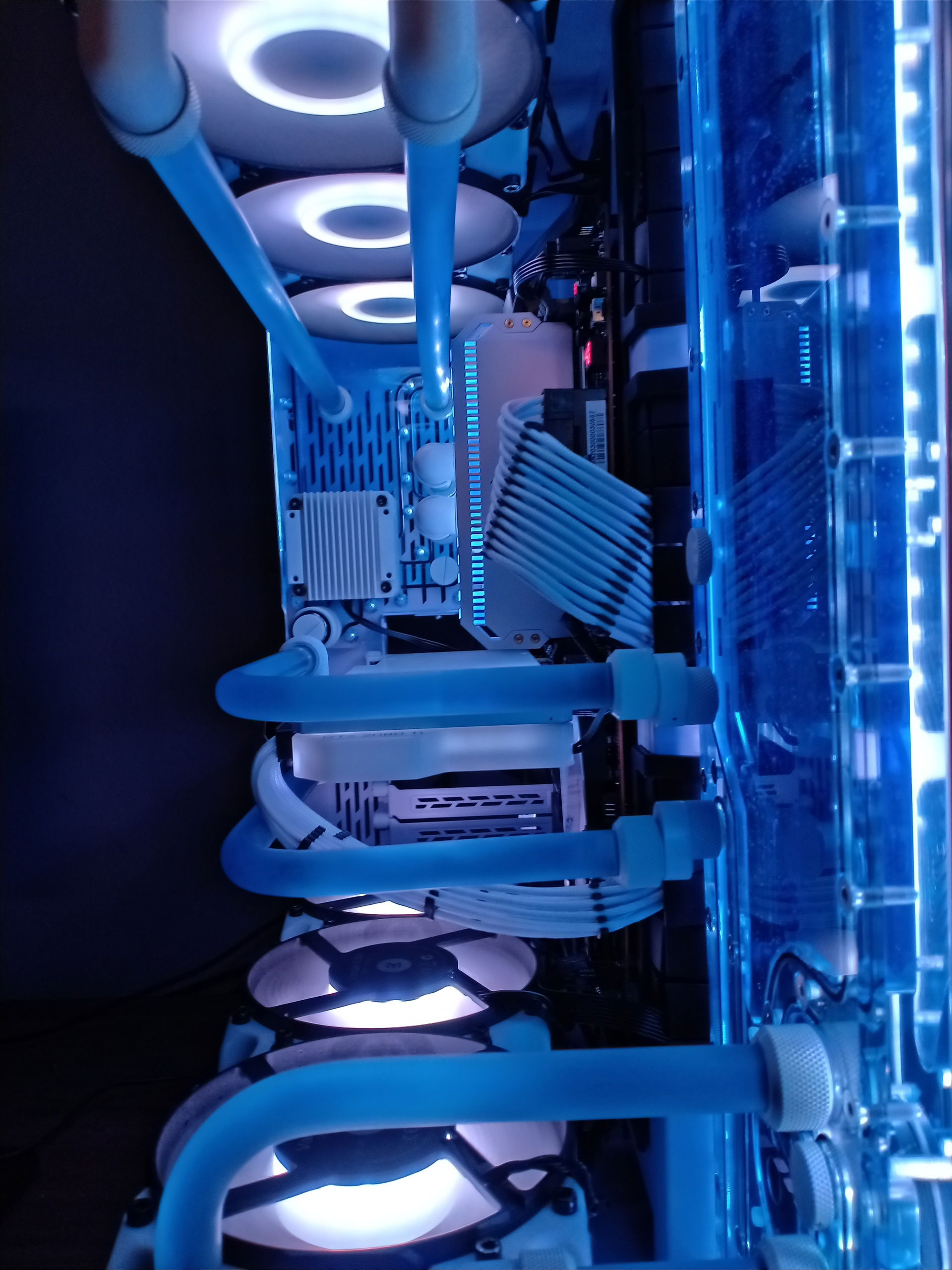 Project AQUA Dynamic XL Custom Distroplates » builds.gg