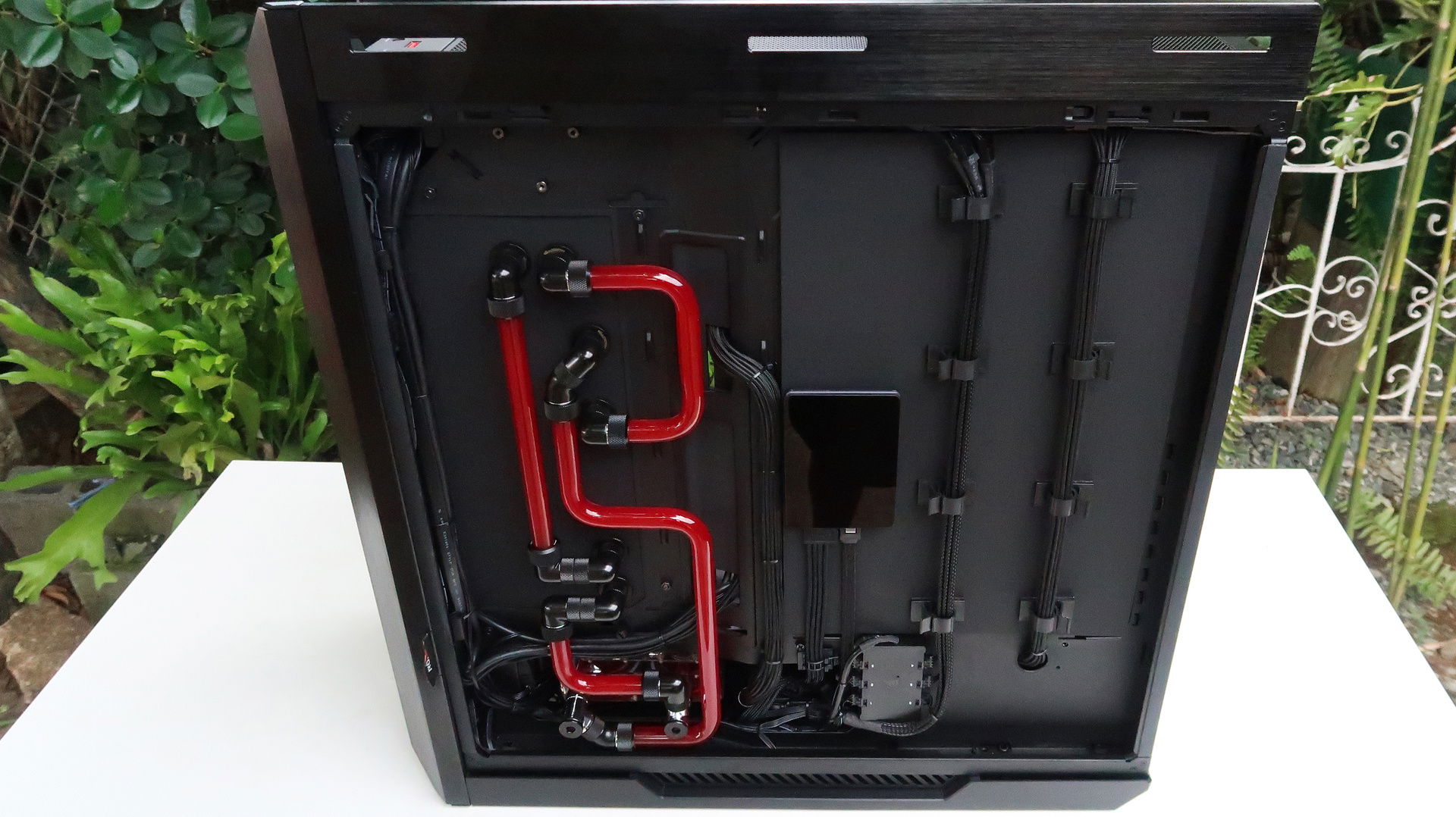 Custom Pc Build #72 "Helios" Gaming pc on an Asus Helios Case. » builds.gg