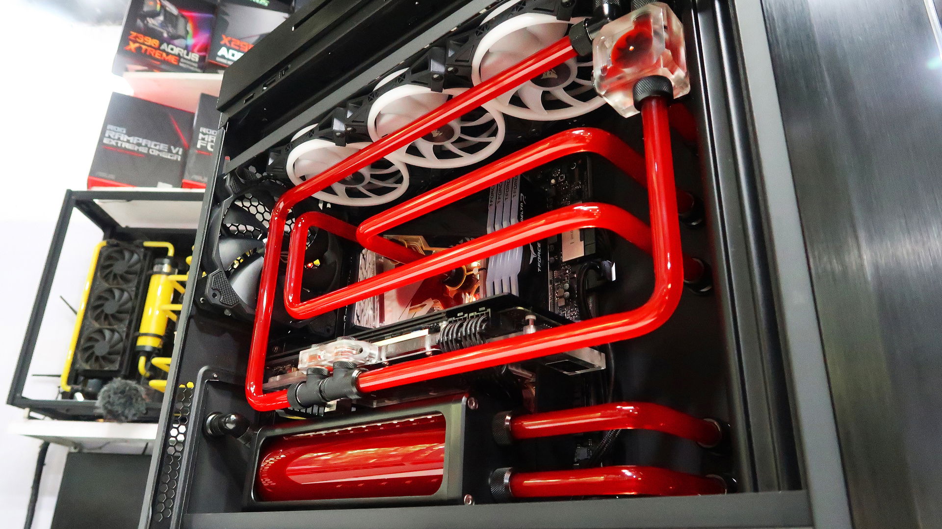 Custom Pc Build #72 "Helios" Gaming pc on an Asus Helios Case. » builds.gg