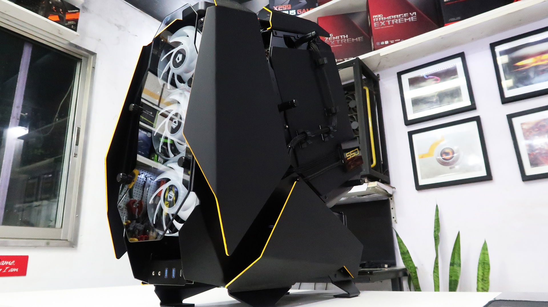 Custom Pc Build #81 "EVE" A futuristic gaming pc on a Jonsbo Mod-5 case ...