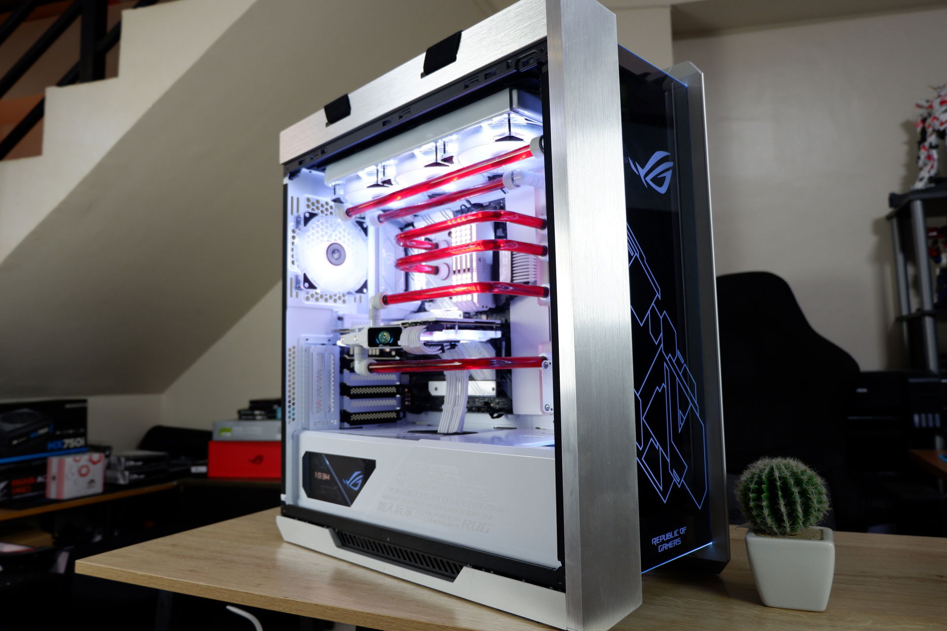 Awesomeness (a white ROG-themed build) » builds.gg