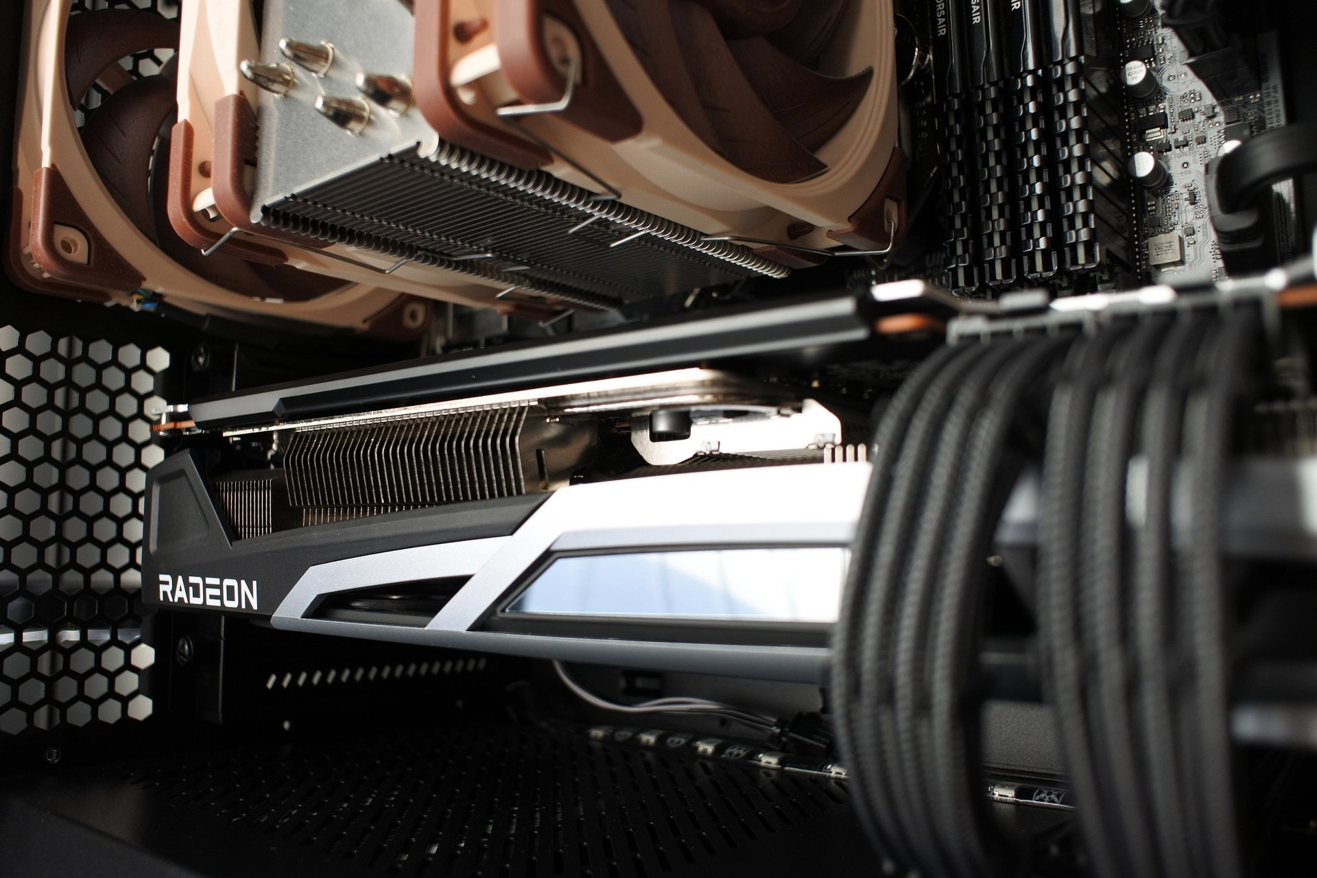 CyberOwl v2 » builds.gg