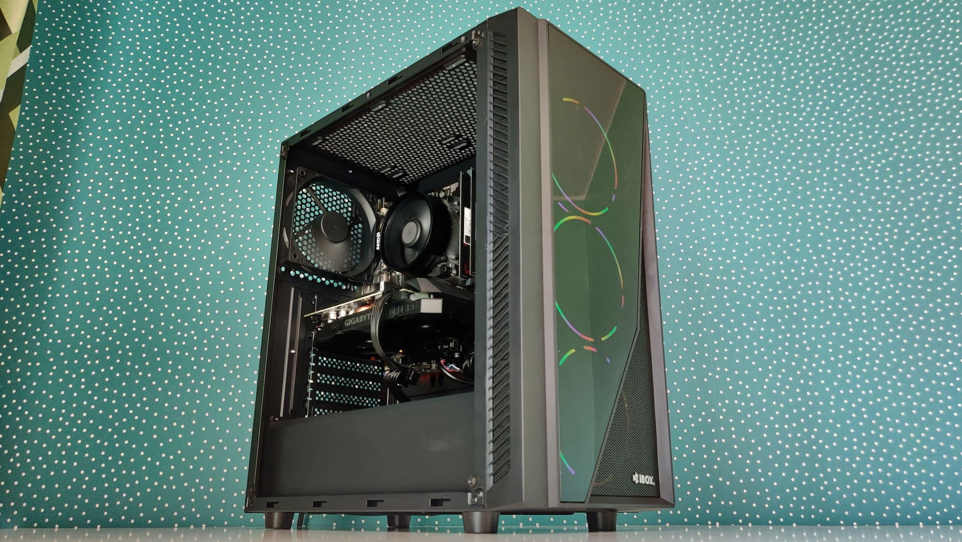 2020 Best $900 Budget Gaming and Streaming PC Build » builds.gg