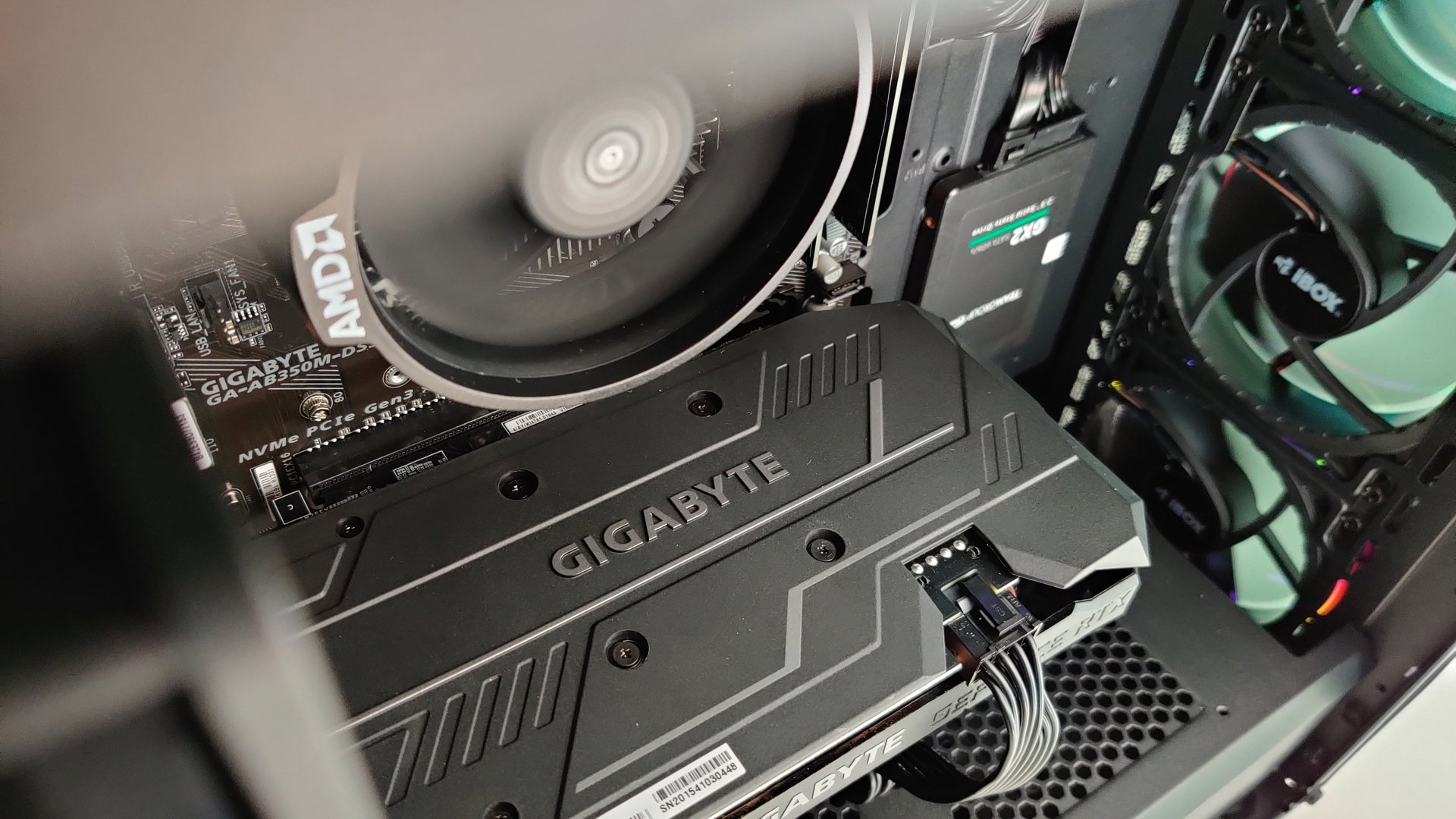 2020 Best $900 Budget Gaming and Streaming PC Build » builds.gg