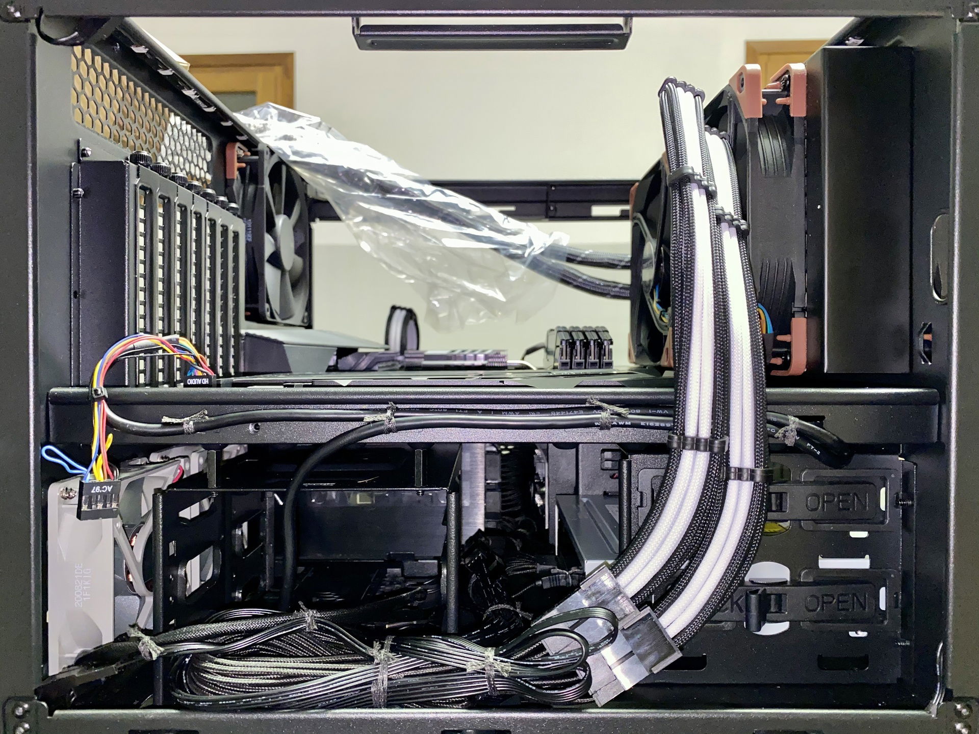 The Black Box » builds.gg