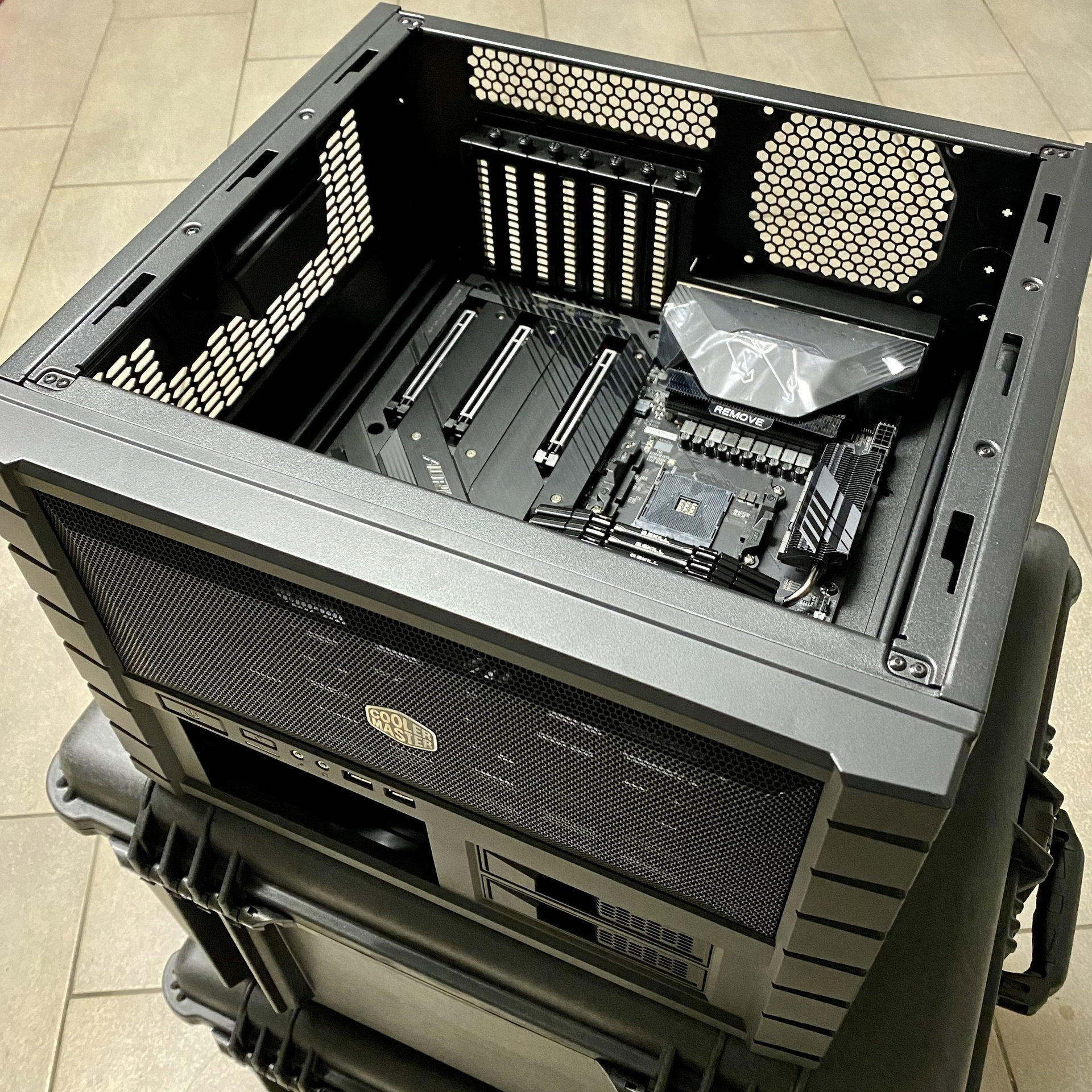 The Black Box » builds.gg