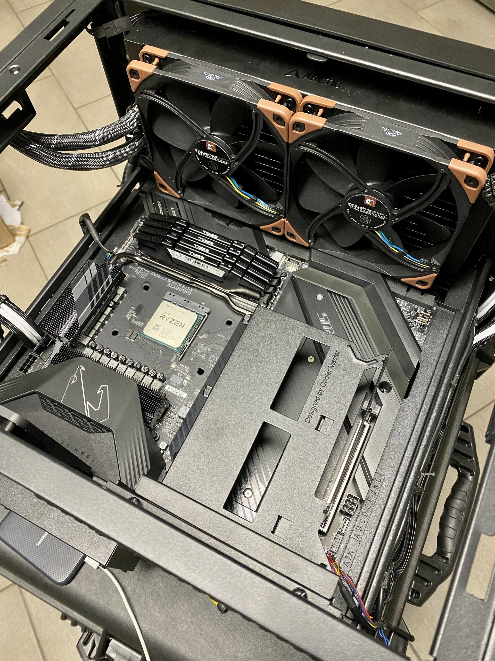 The Black Box » builds.gg