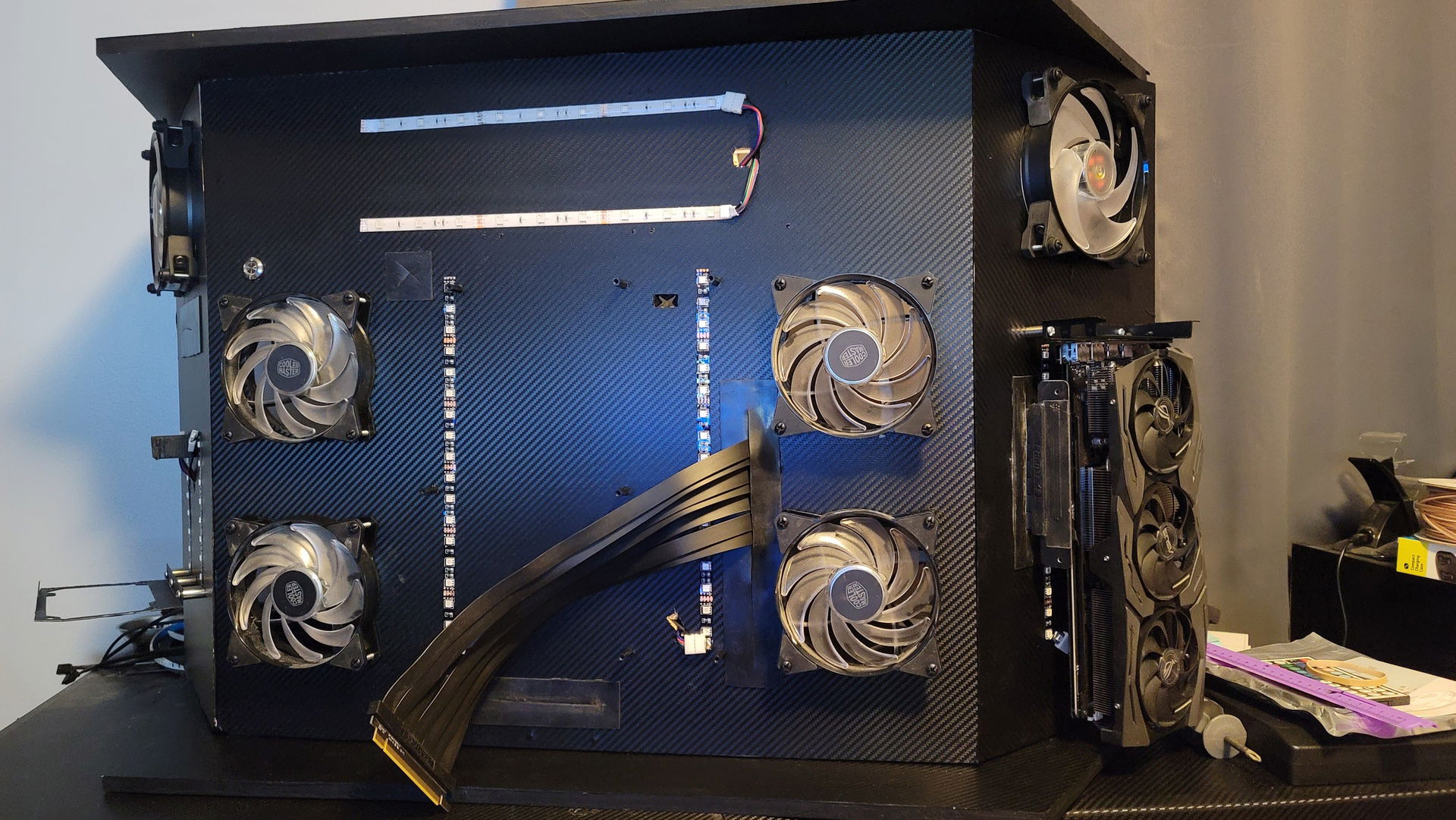 Custom PC Case » builds.gg