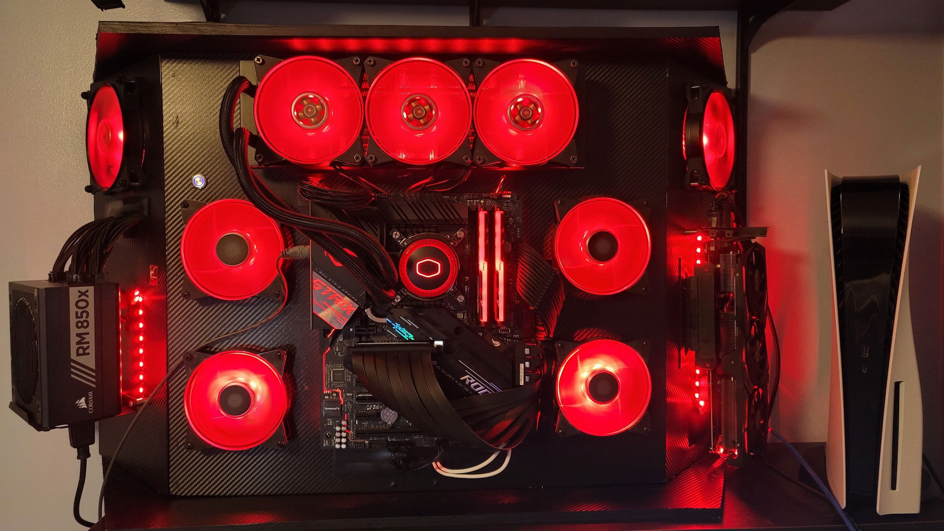 Custom PC Case » builds.gg