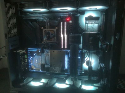 IRON MAN THEME CUSTOM PC » builds.gg
