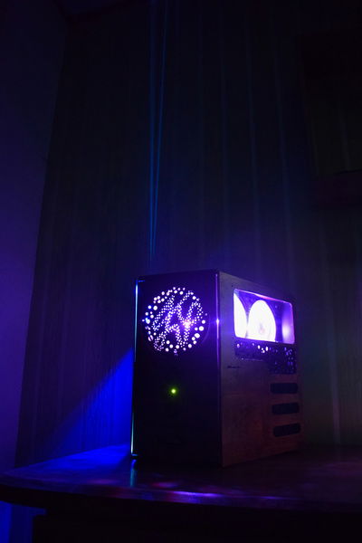 IRON MAN THEME CUSTOM PC » builds.gg