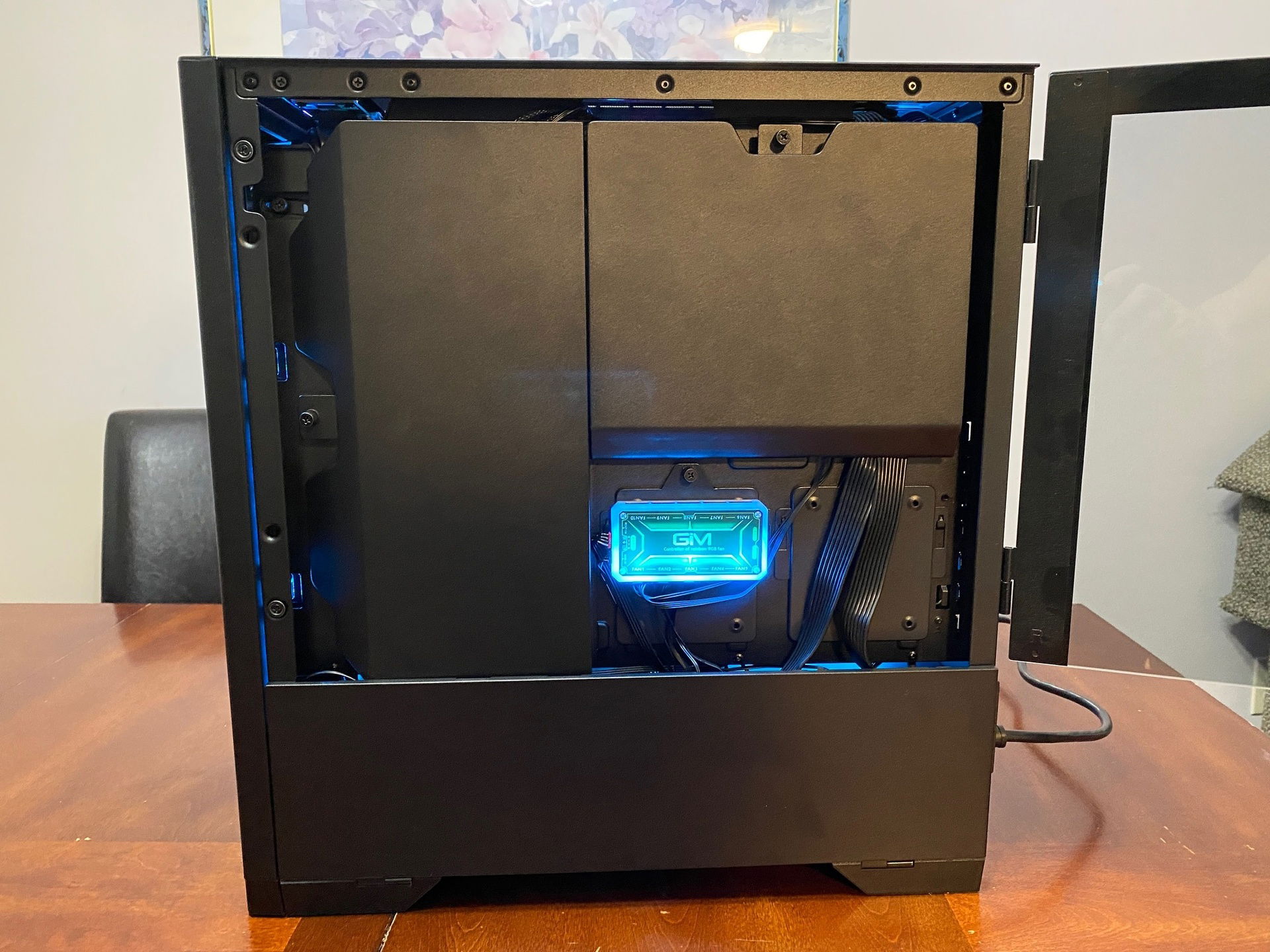 Black and Blue Gaming Machine » builds.gg