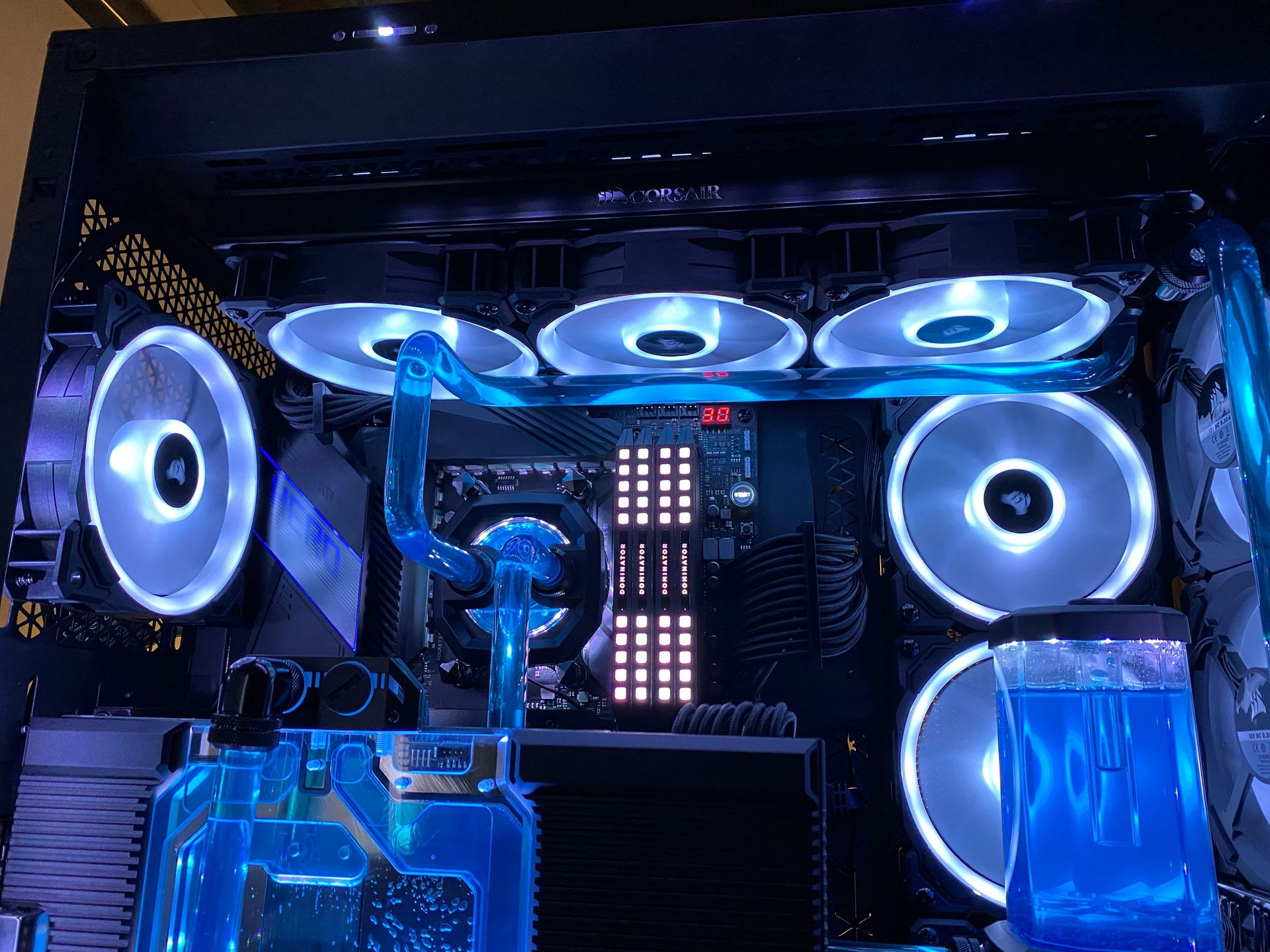 Corsair 5000X - Hydro X » builds.gg