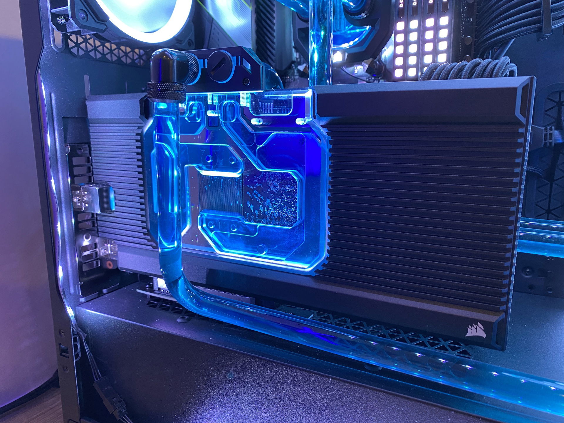 Corsair 5000X - Hydro X » builds.gg
