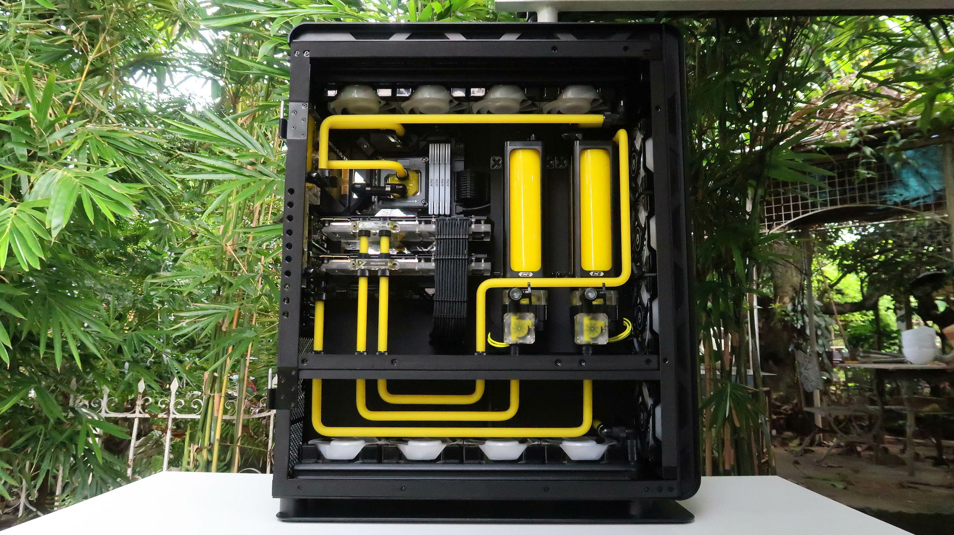 Custom Pc Build #87 "Cyberpunk 2020" An i9 10900k and two Rtx 3090 on a ...