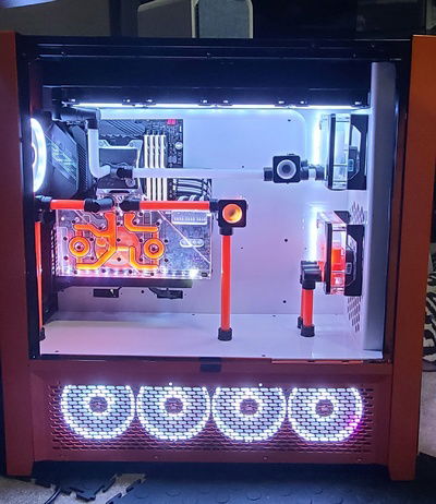 IRON MAN THEME CUSTOM PC » builds.gg