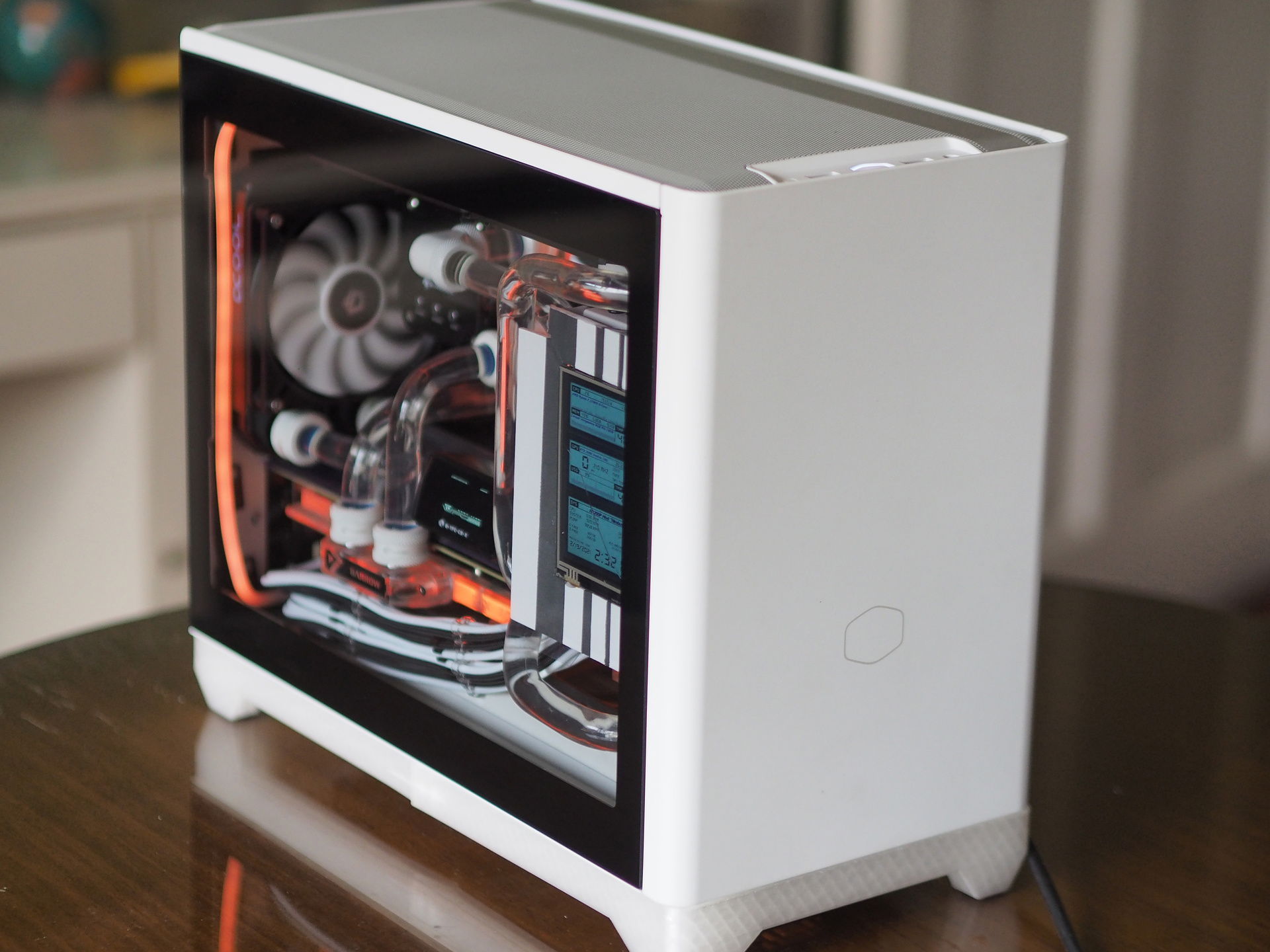 Triple Rad Hard Line ITX CM NR200P "Nimbus" » builds.gg