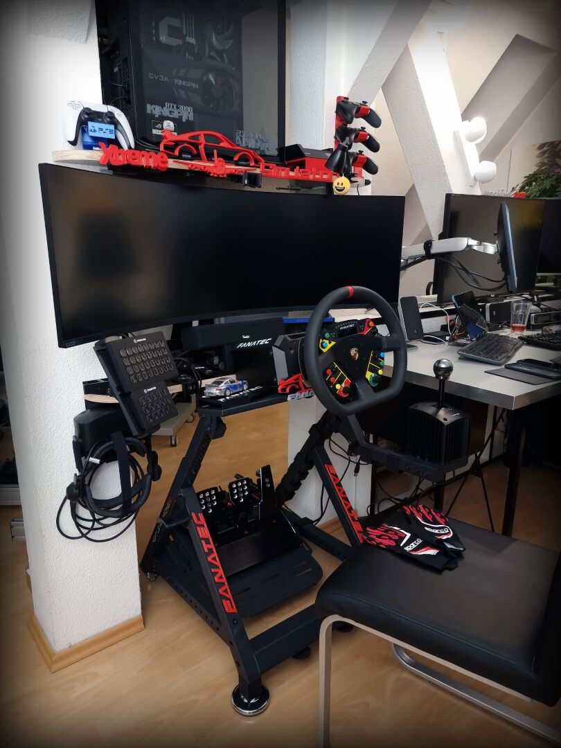 Aorus Xtreme meets the King /the Xtreme Simulator Machine » builds.gg