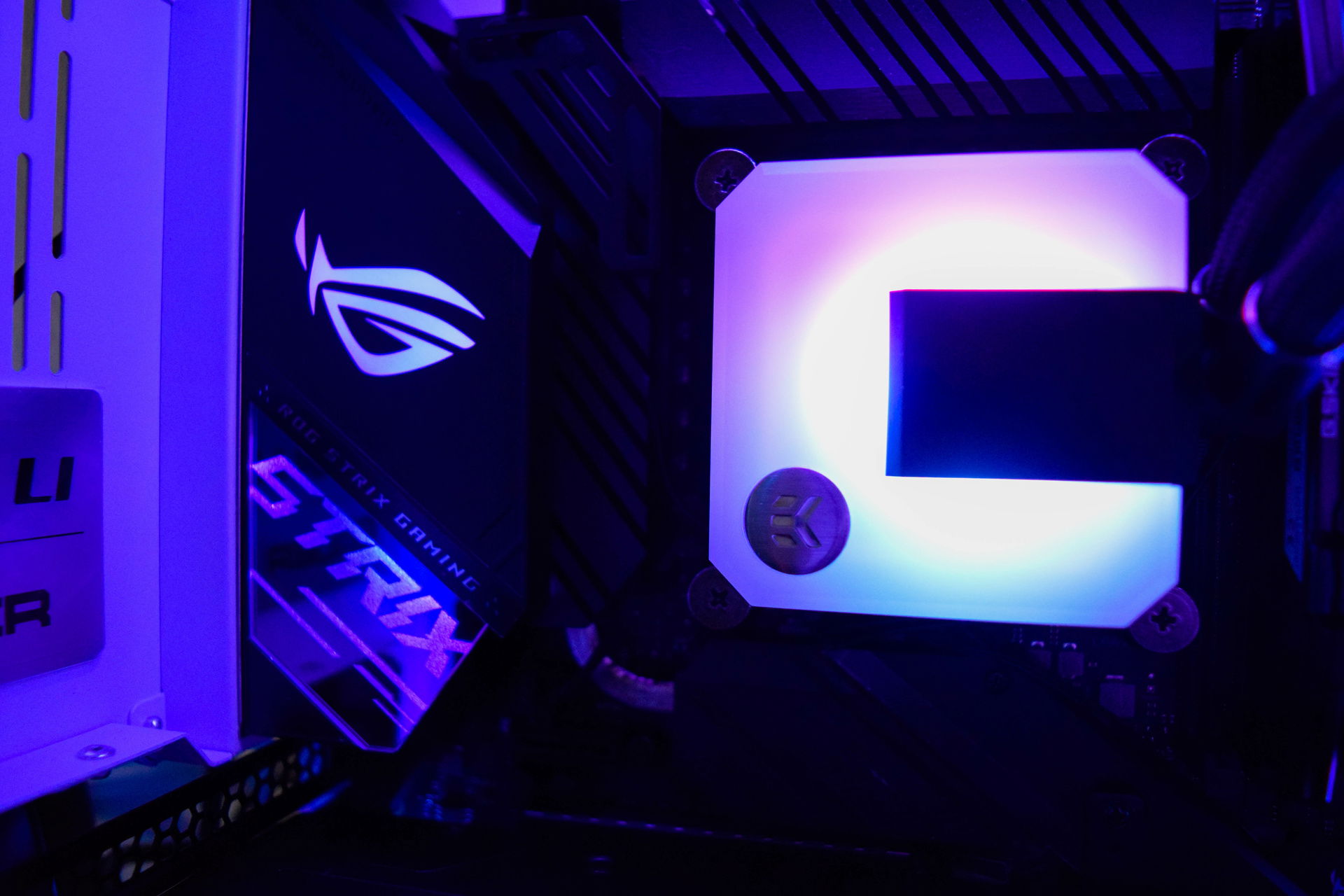 Neon Storm » builds.gg