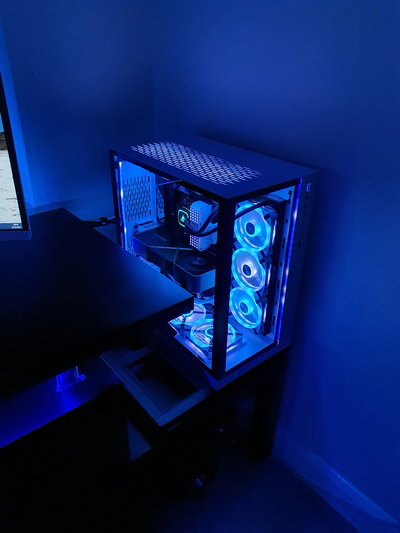 Alpha R1 Redbull Mod » builds.gg