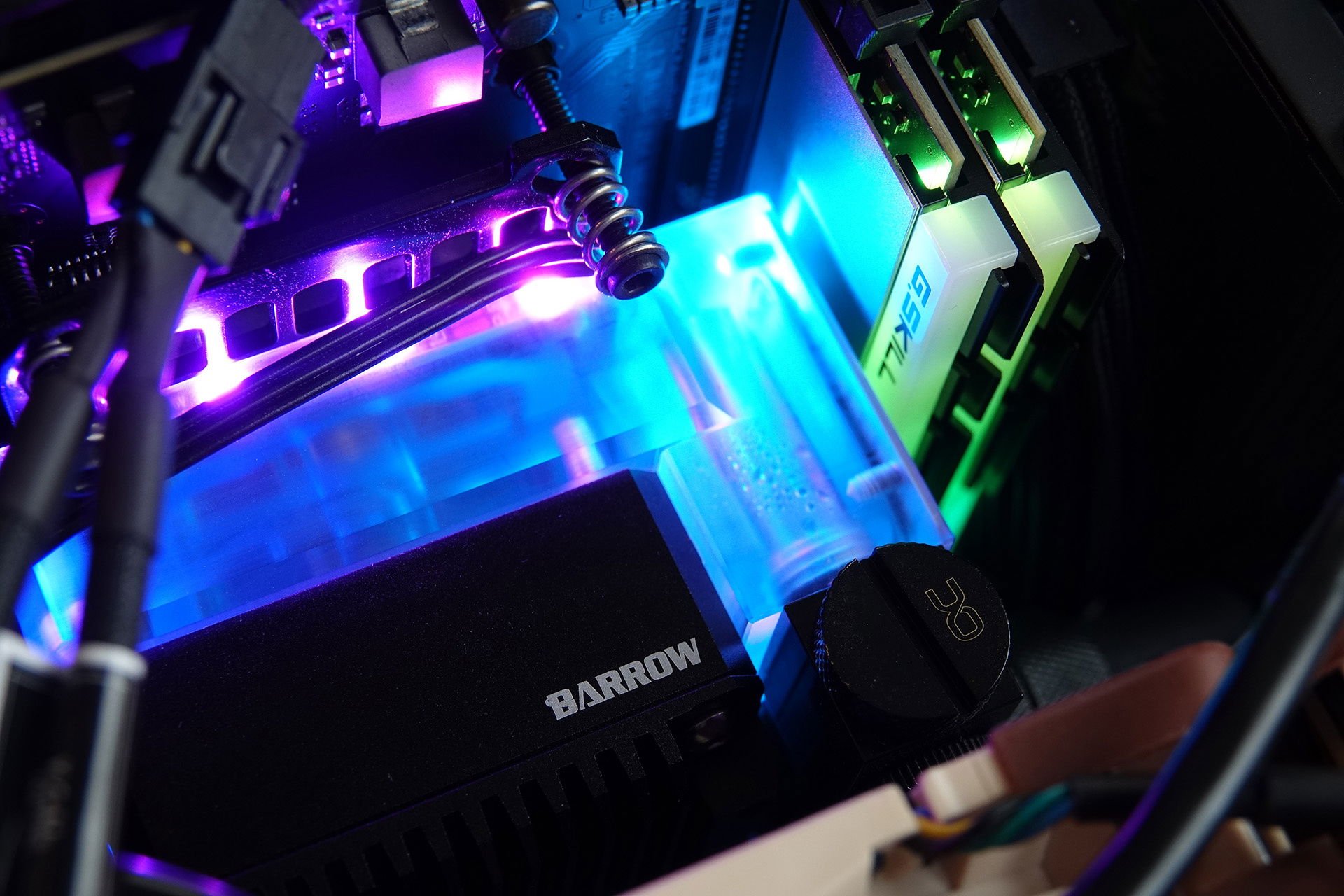 SFF Dual Rad Custom Loop NCase M1 » builds.gg