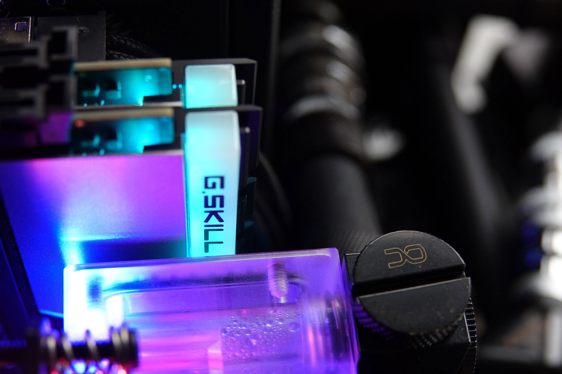 SFF Dual Rad Custom Loop NCase M1 » builds.gg