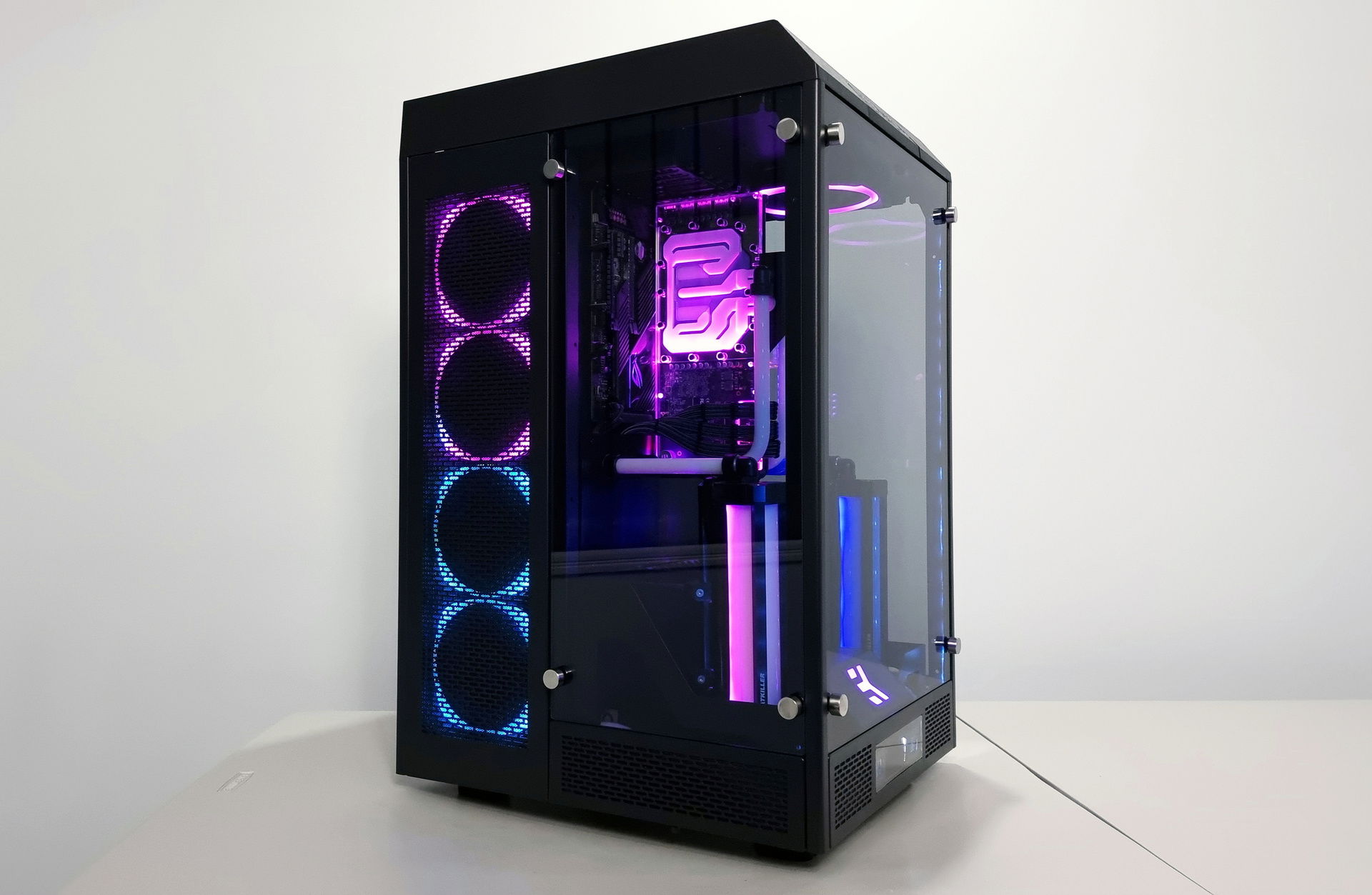 Huge Dual Custom Watercooled PC Front & Back! » builds.gg