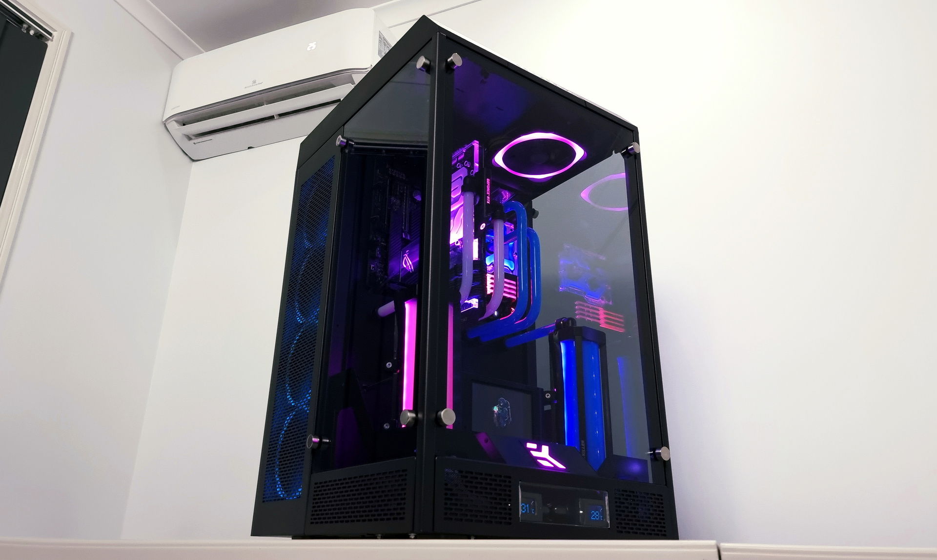 Huge Dual Custom Watercooled PC Front & Back! » builds.gg