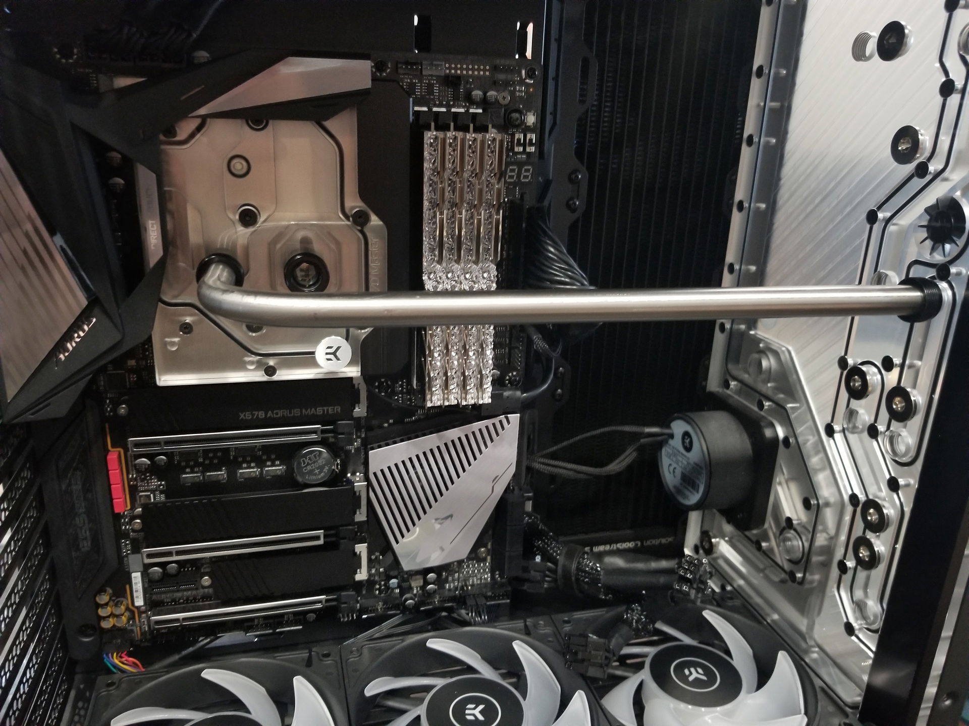 Stainless "pipe dream" PC build w/ custom built desk! » builds.gg